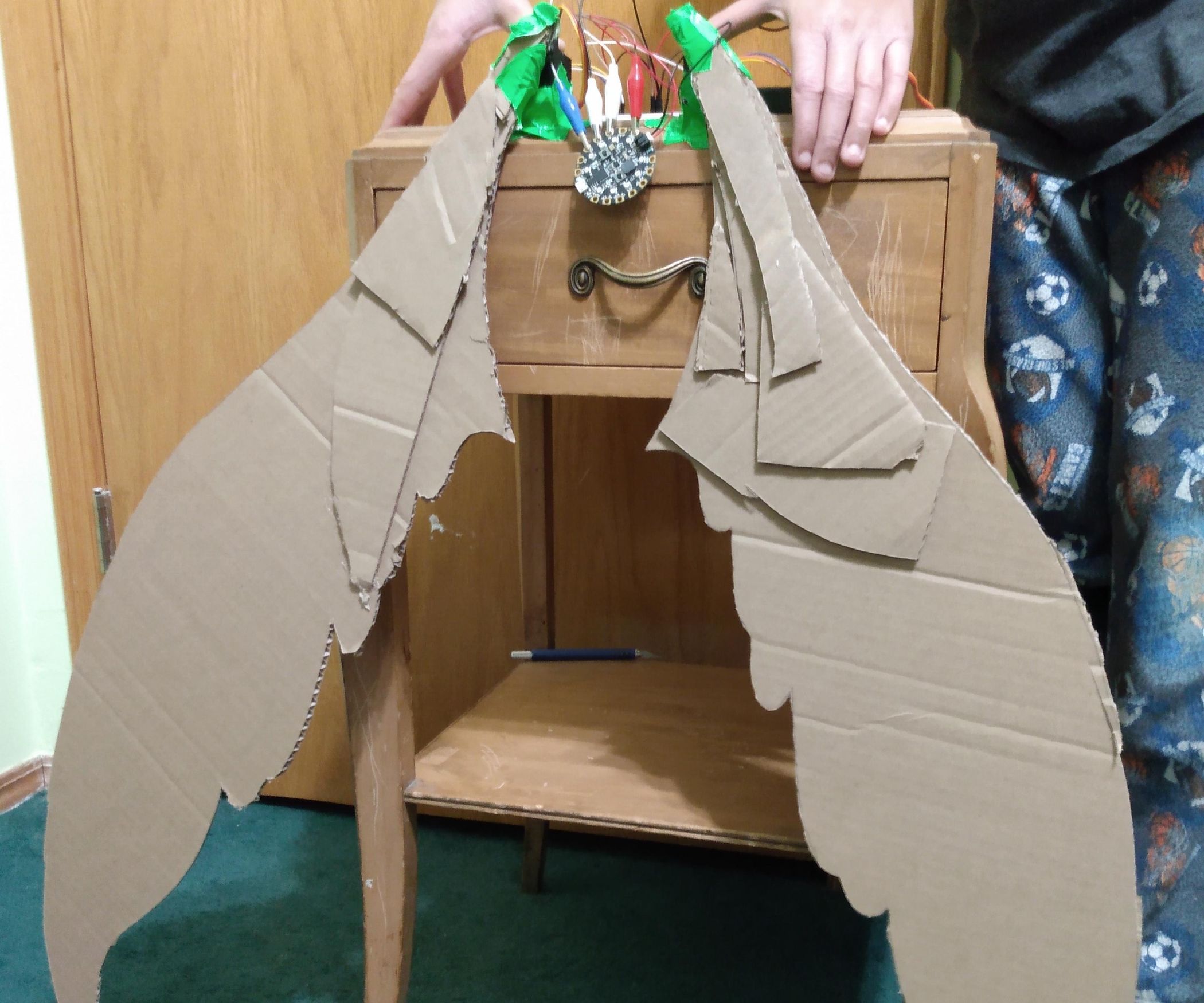 Motion Activated Cosplay Wings Using Circuit Playground Express - Part ...
