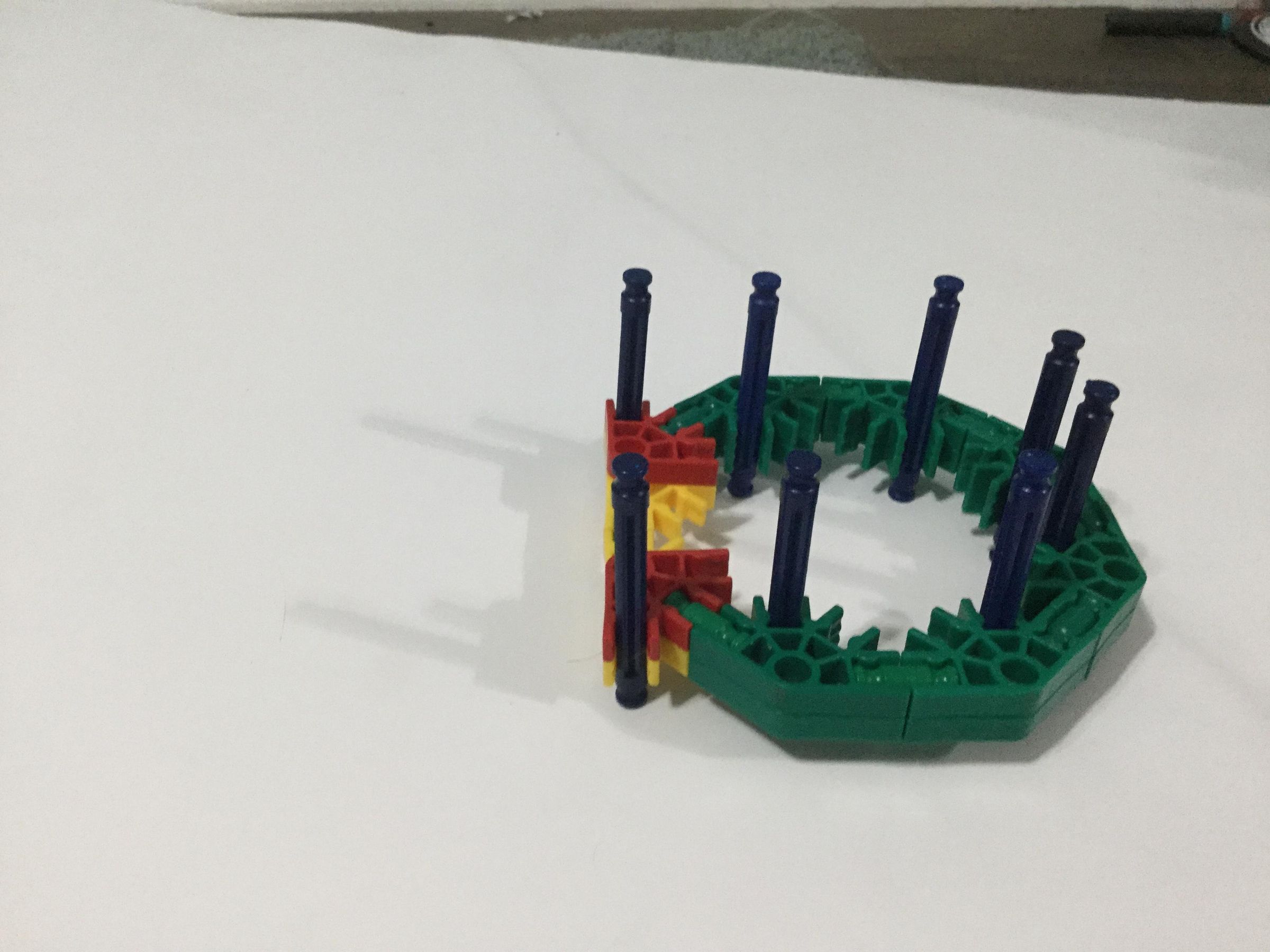 K’nex Lock Stand : 3 Steps - Instructables
