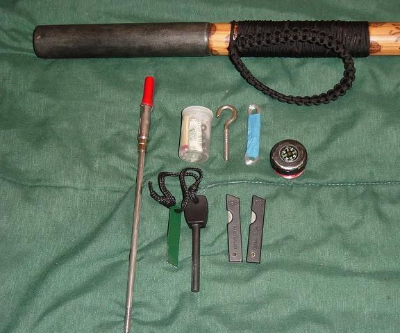 Survival Walking Stick : 16 Steps (with Pictures) - Instructables