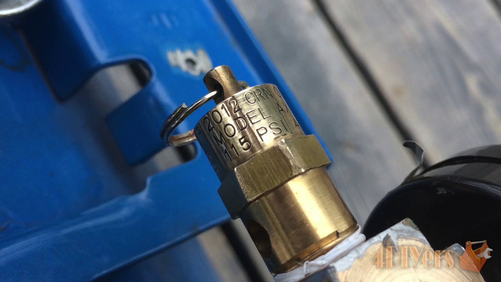 How to Make a Portable Air Tank From a Broken Air Compressor : 6 Steps ...