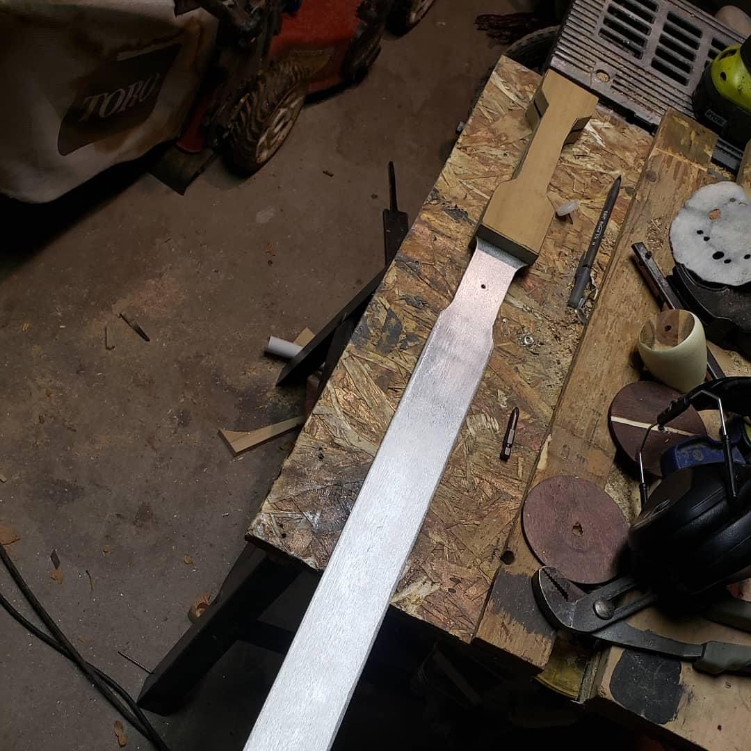 Aluminum Prop Sword : 7 Steps (with Pictures) - Instructables
