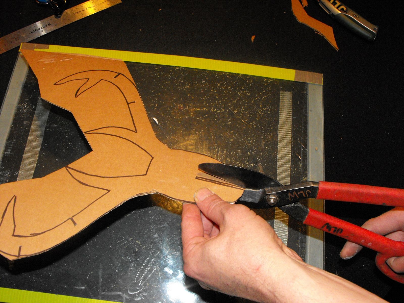 3D Cardboard & Duct Tape Deer Head Trophy With Template : 12 Steps ...