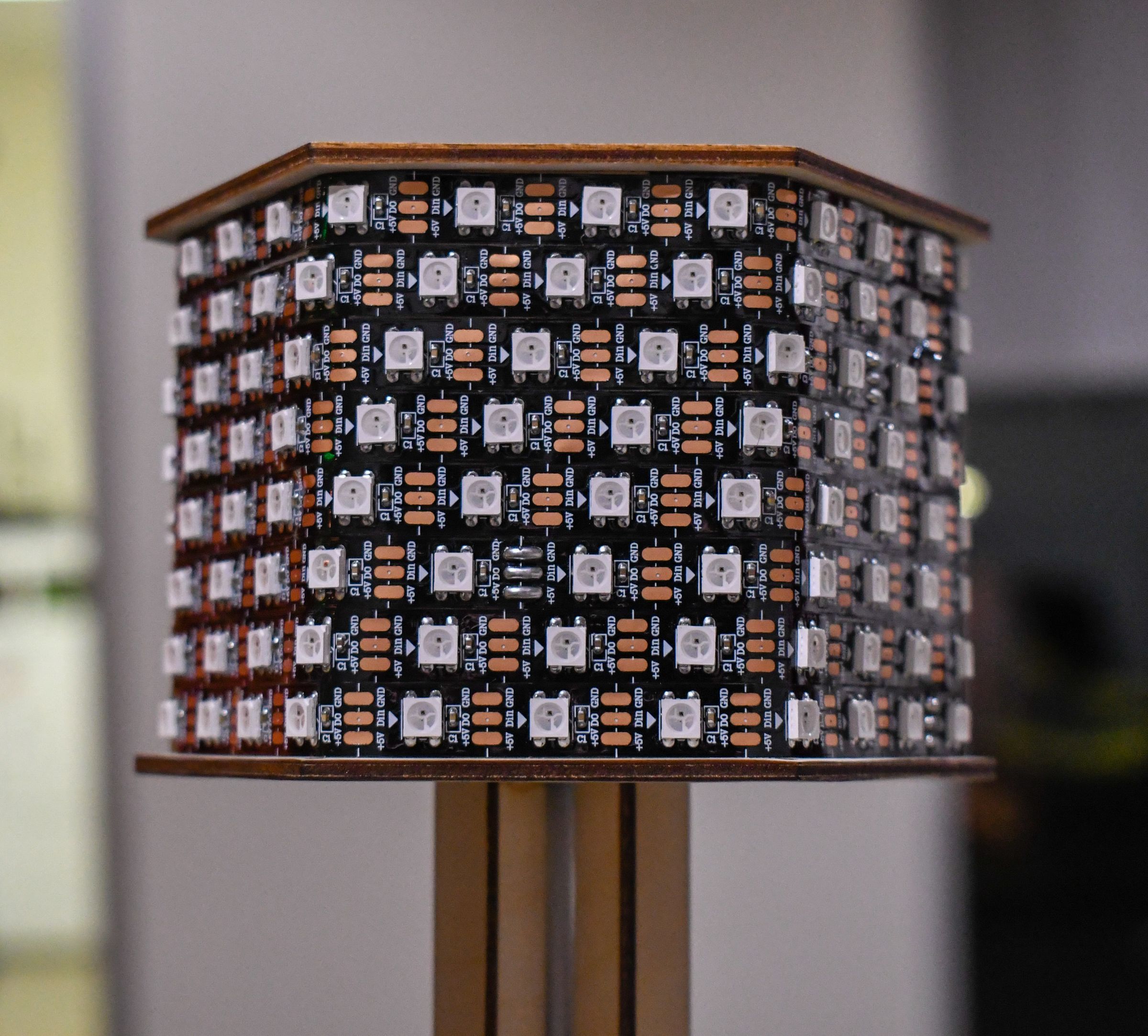 Cardstock Corner Lamp : 5 Steps (with Pictures) - Instructables