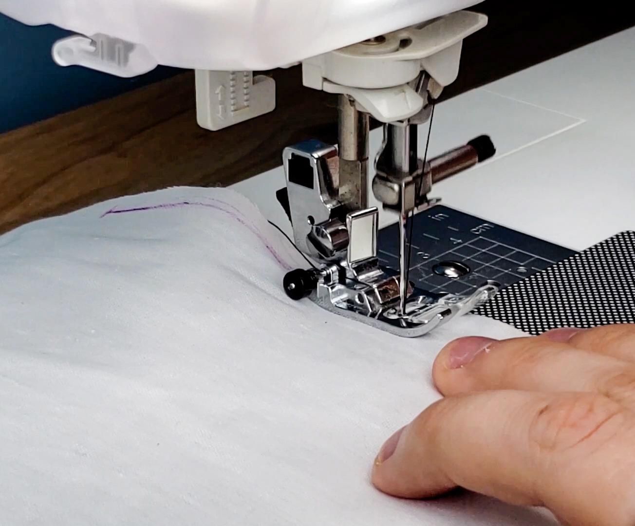 DIY Tailor's Ham Sewing Pressing Tool : 7 Steps (with Pictures ...