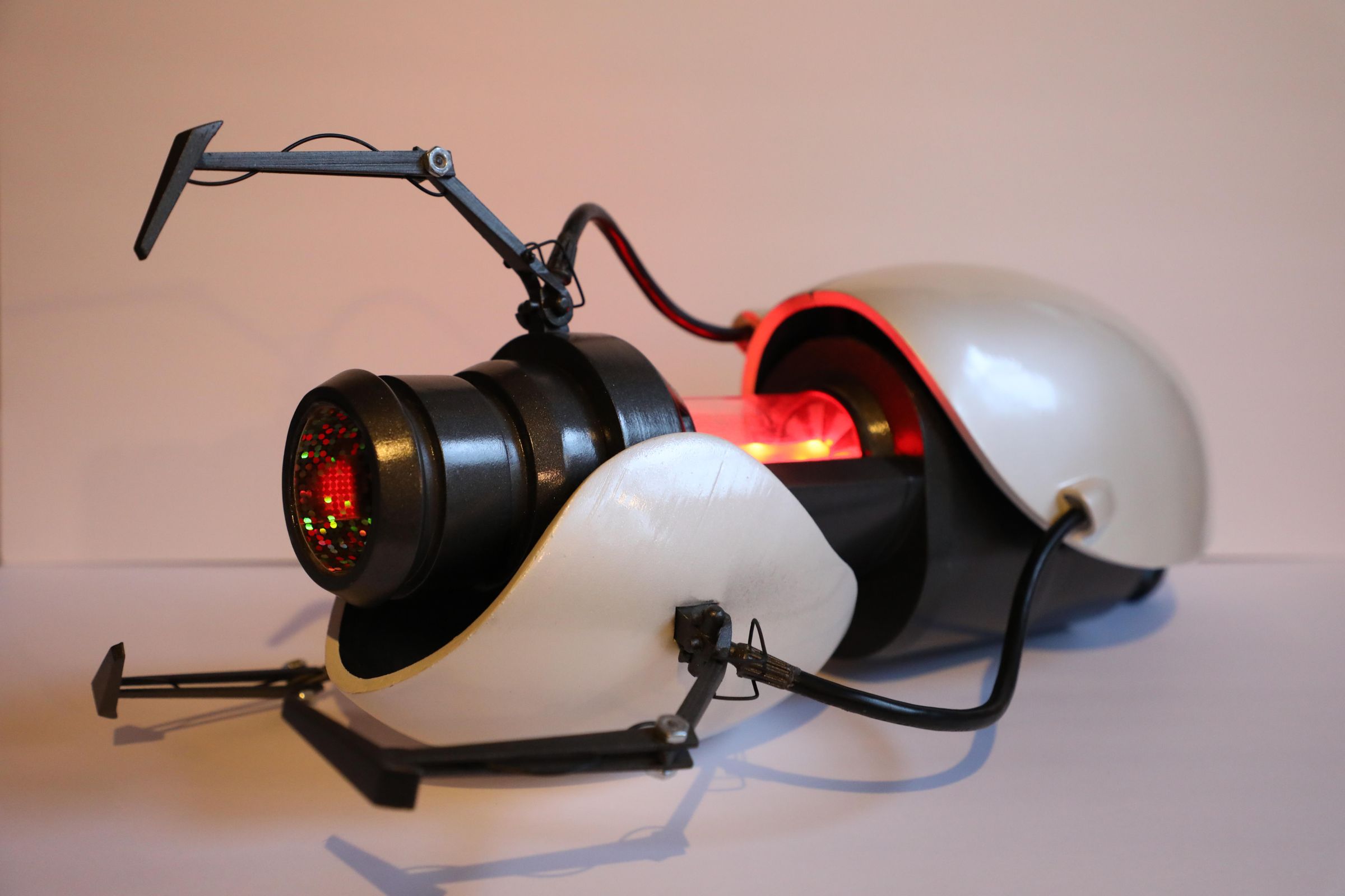 Making a LED Aperture Science Handheld Portal Device : 6 Steps (with Pictures) - Instructables