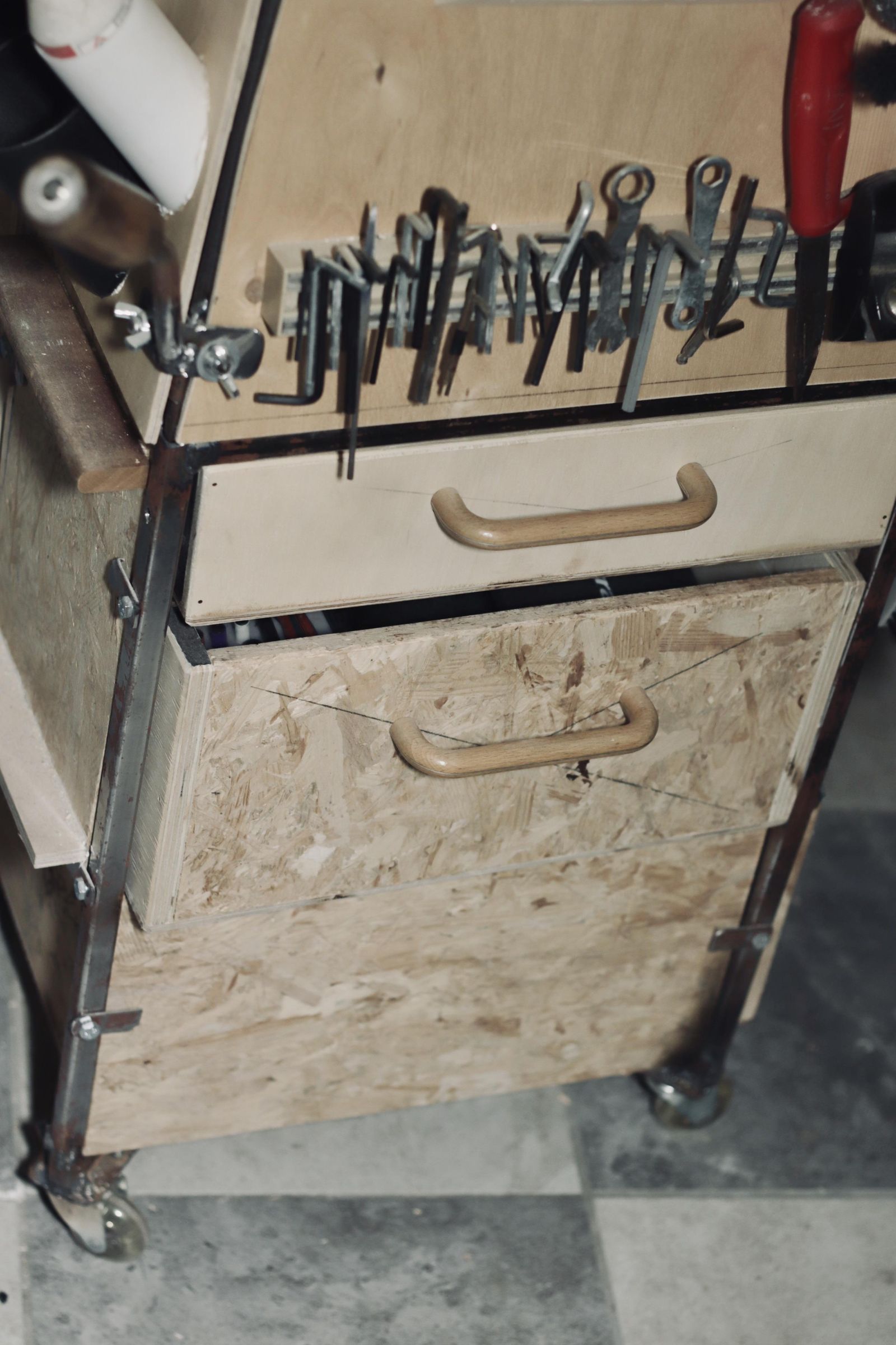 The Tool Tower : 14 Steps (with Pictures) - Instructables