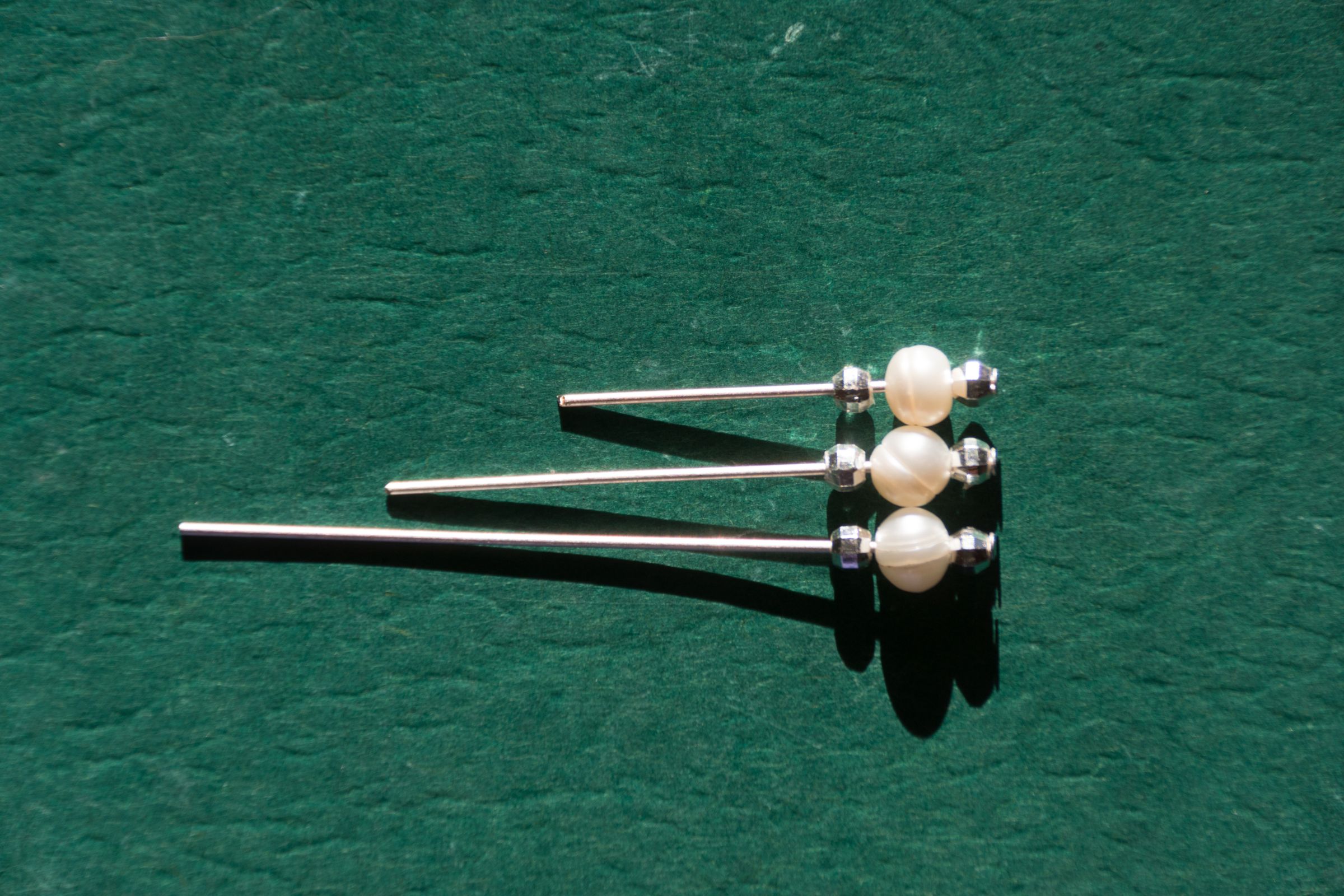 Holiday Pearl Earrings : 7 Steps (with Pictures) - Instructables