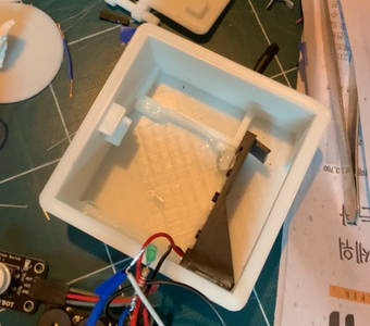 Birthday Music Box With LEDs : 6 Steps (with Pictures) - Instructables
