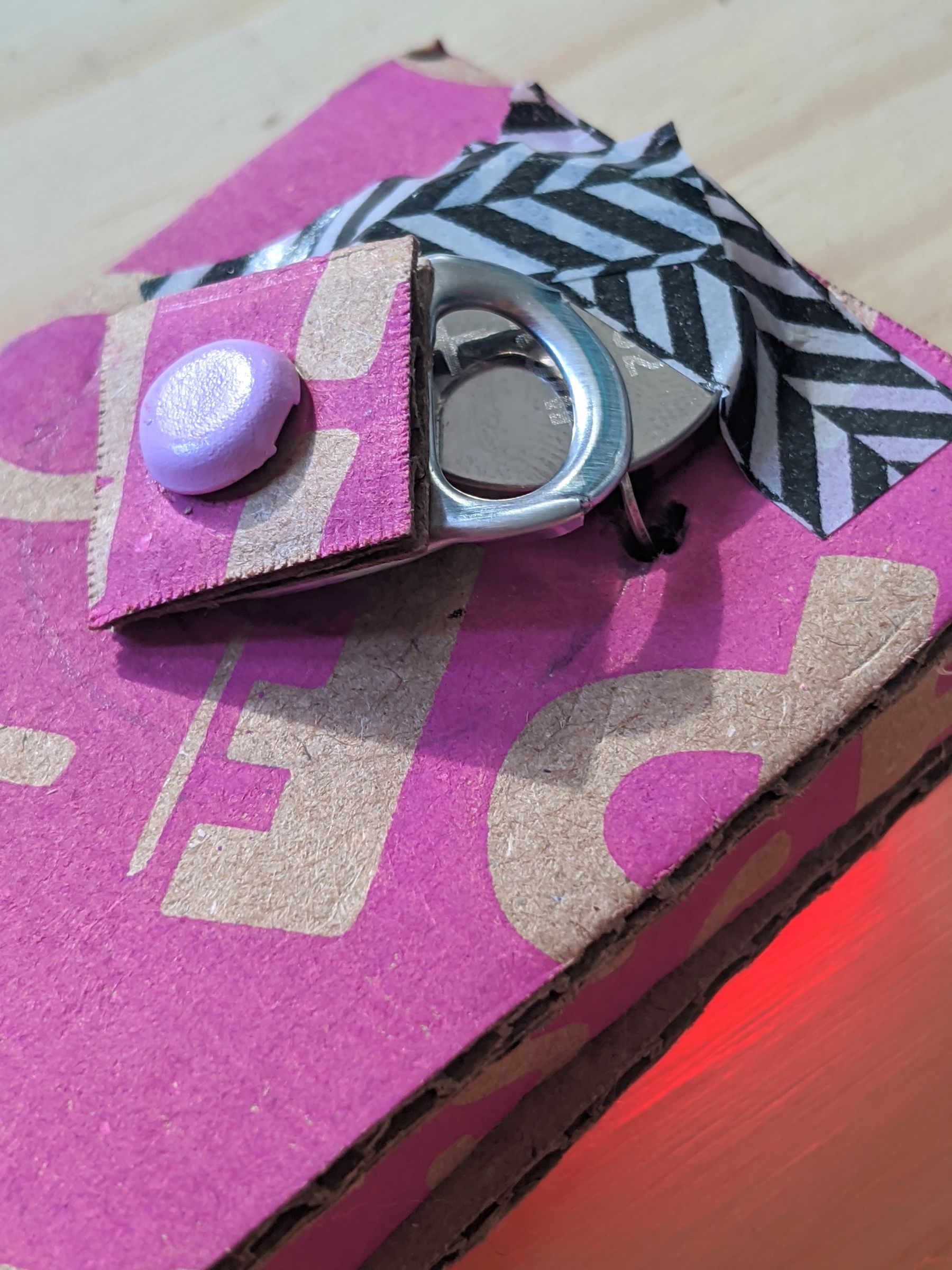 Cardboard Robot With Pop Tab Circuit : 10 Steps - Instructables