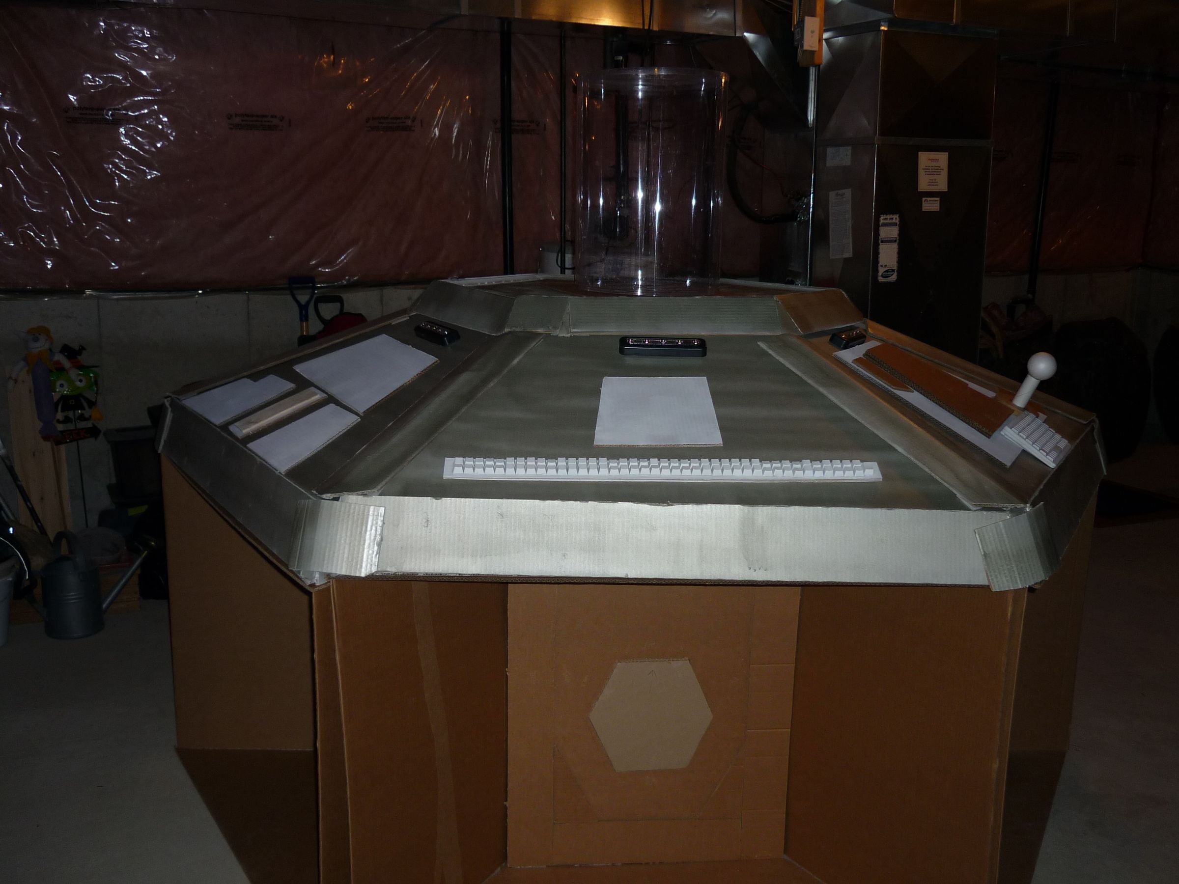 Doctor Who Tardis Cardboard Console : 8 Steps (with Pictures ...