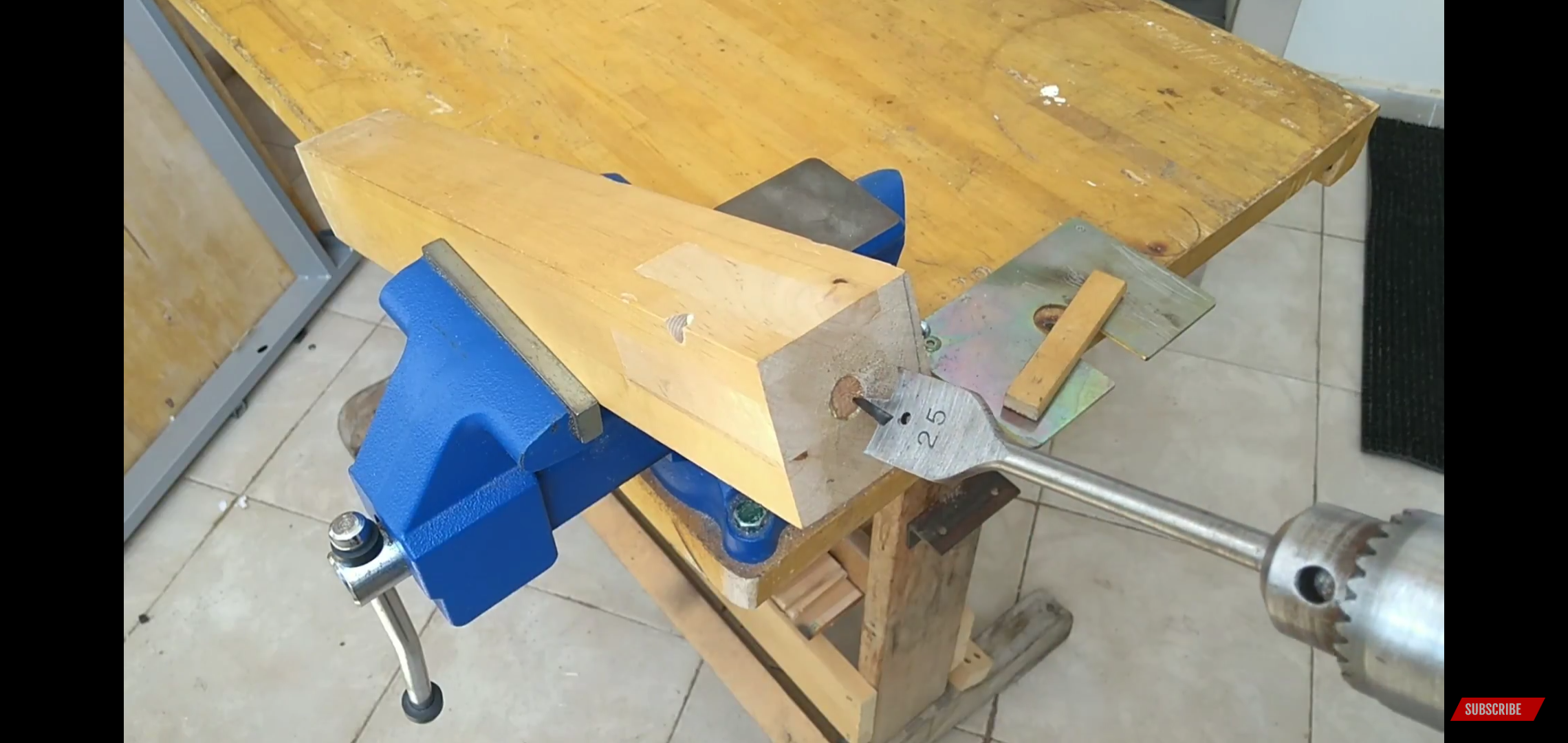 DIY Magnetic 3-in-1 Hand Saw Guide - Cut Straight & Square Without ...