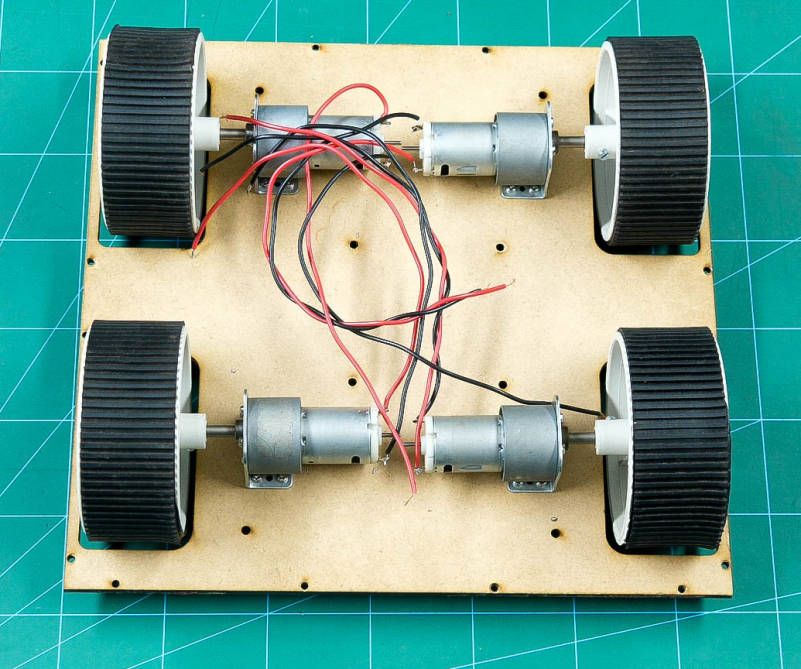 Make 3D Printed Humanoid Robot and Control It With Smartphone Using ...