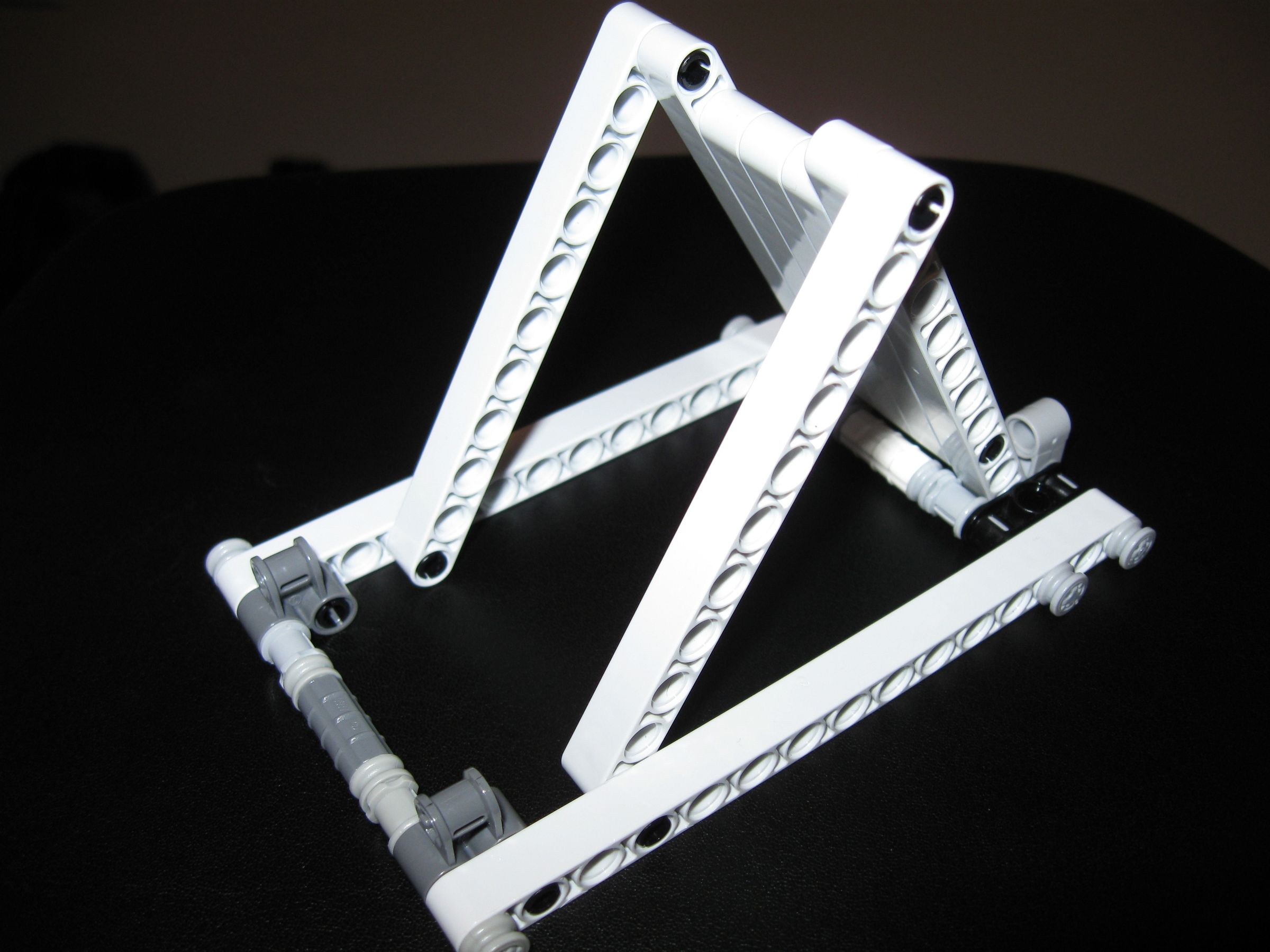 Portable LEGO IPad Stand : 5 Steps - Instructables