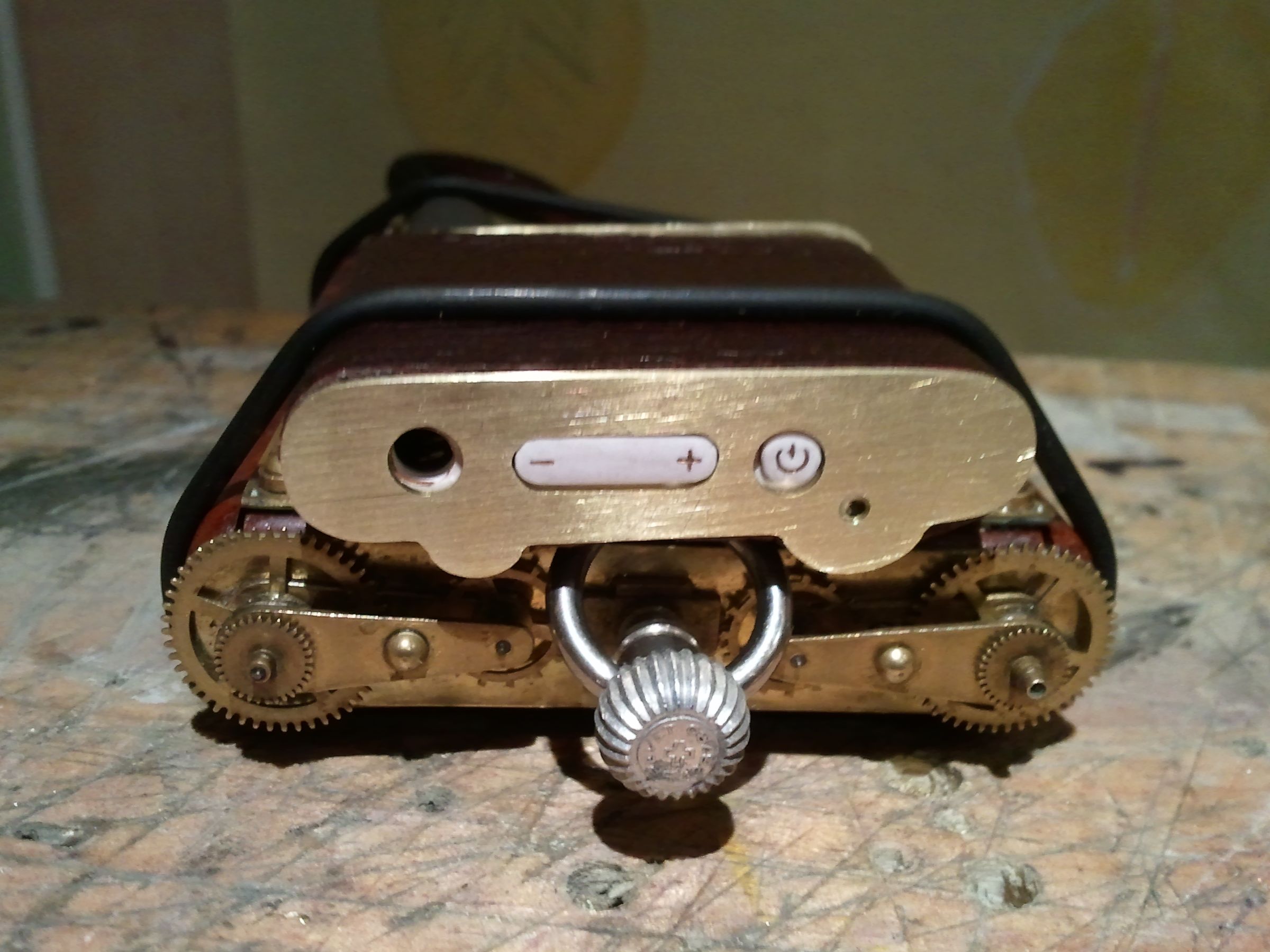Steampunk IPod Portable Rig (with Pictures) - Instructables