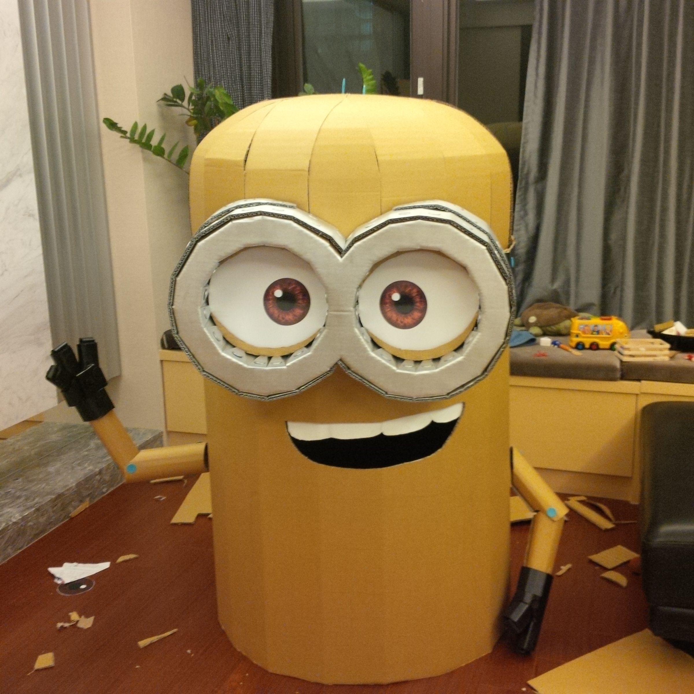 Cardboard Minion Halloween Costume (with Pictures) - Instructables