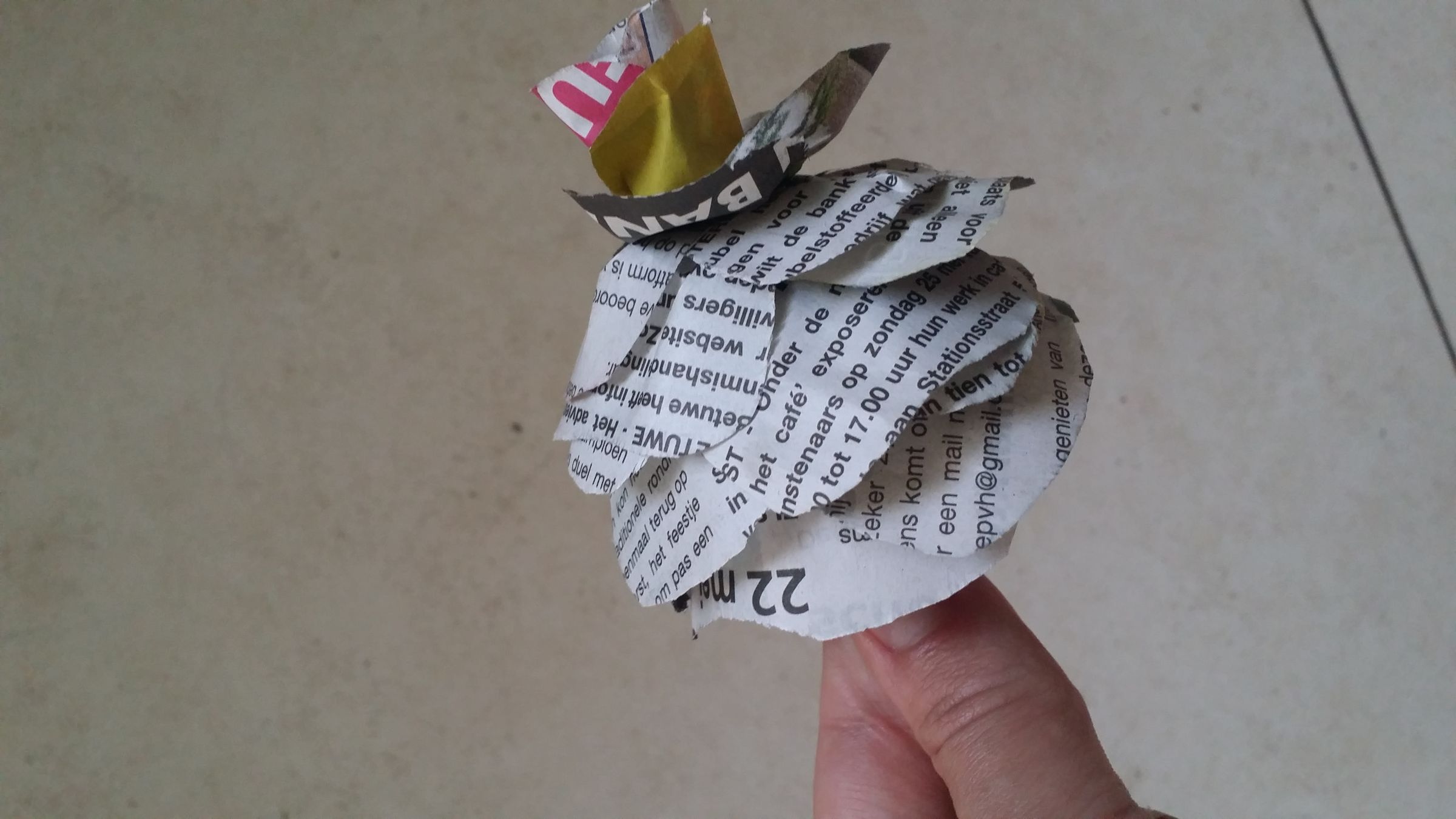 Newspaper Roses : 8 Steps - Instructables