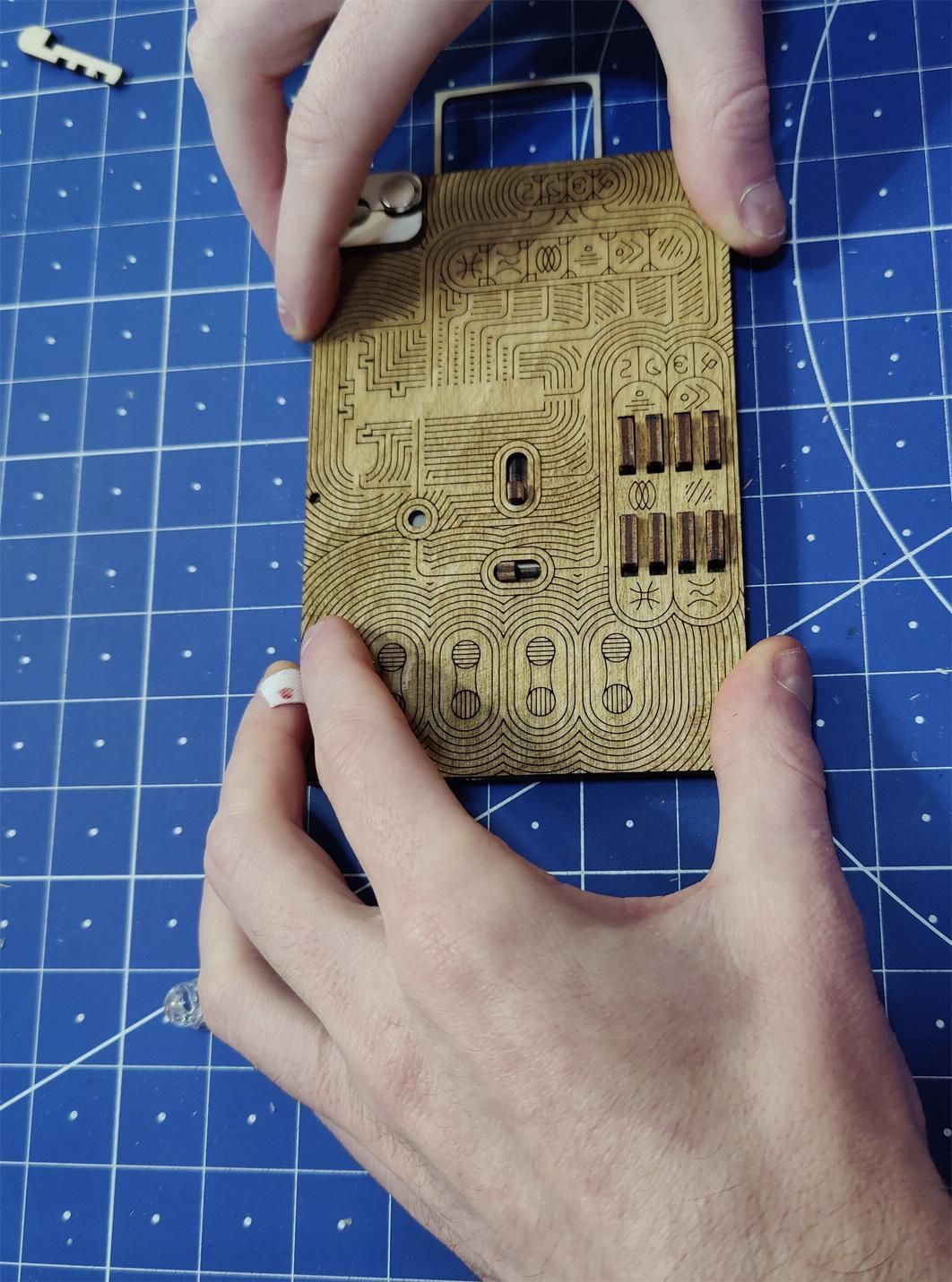 Sequential Discovery Puzzle Box : 21 Steps (with Pictures) - Instructables