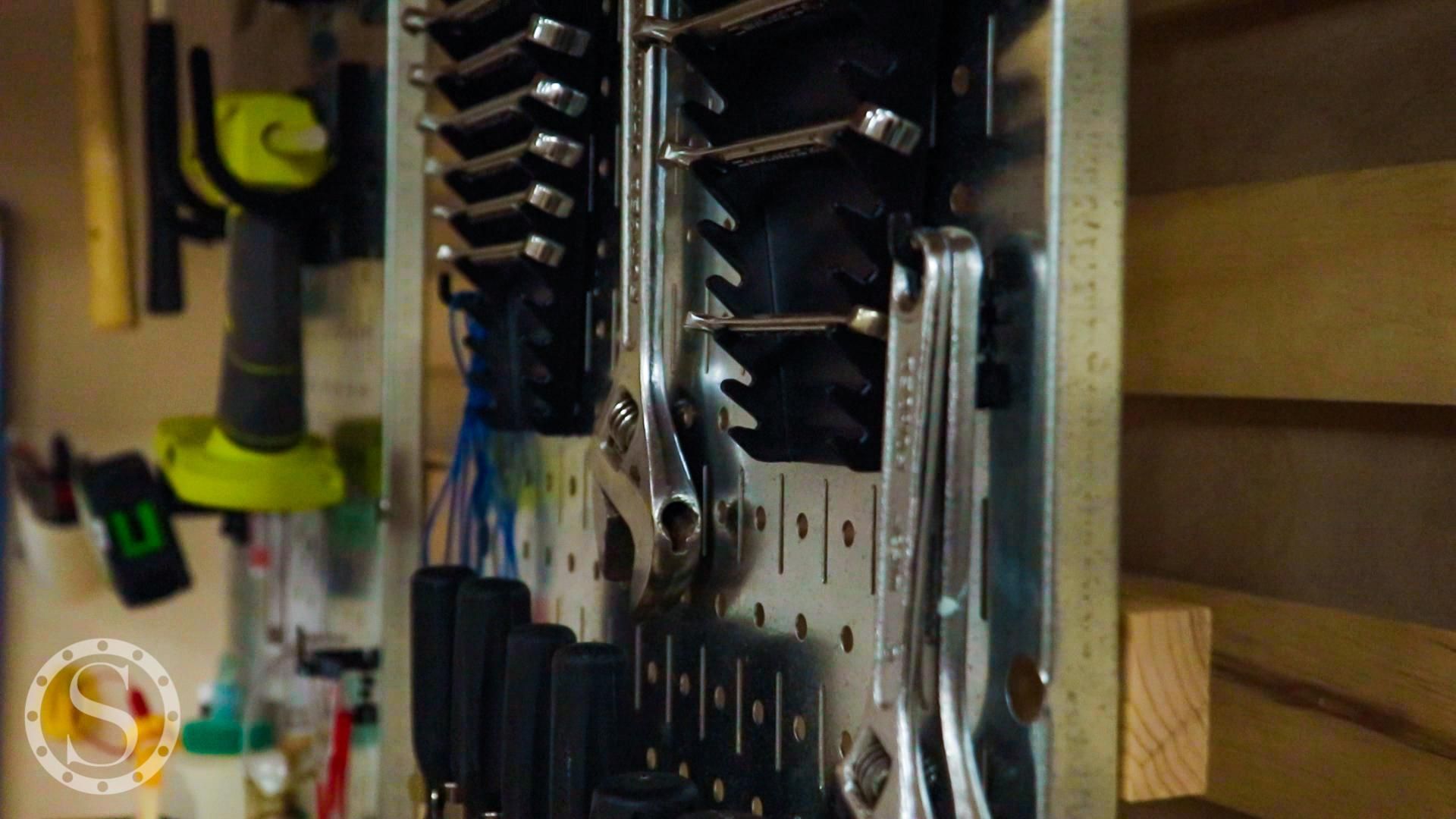 Folding Metal Pegboard Tool Wall : 10 Steps (with Pictures) - Instructables