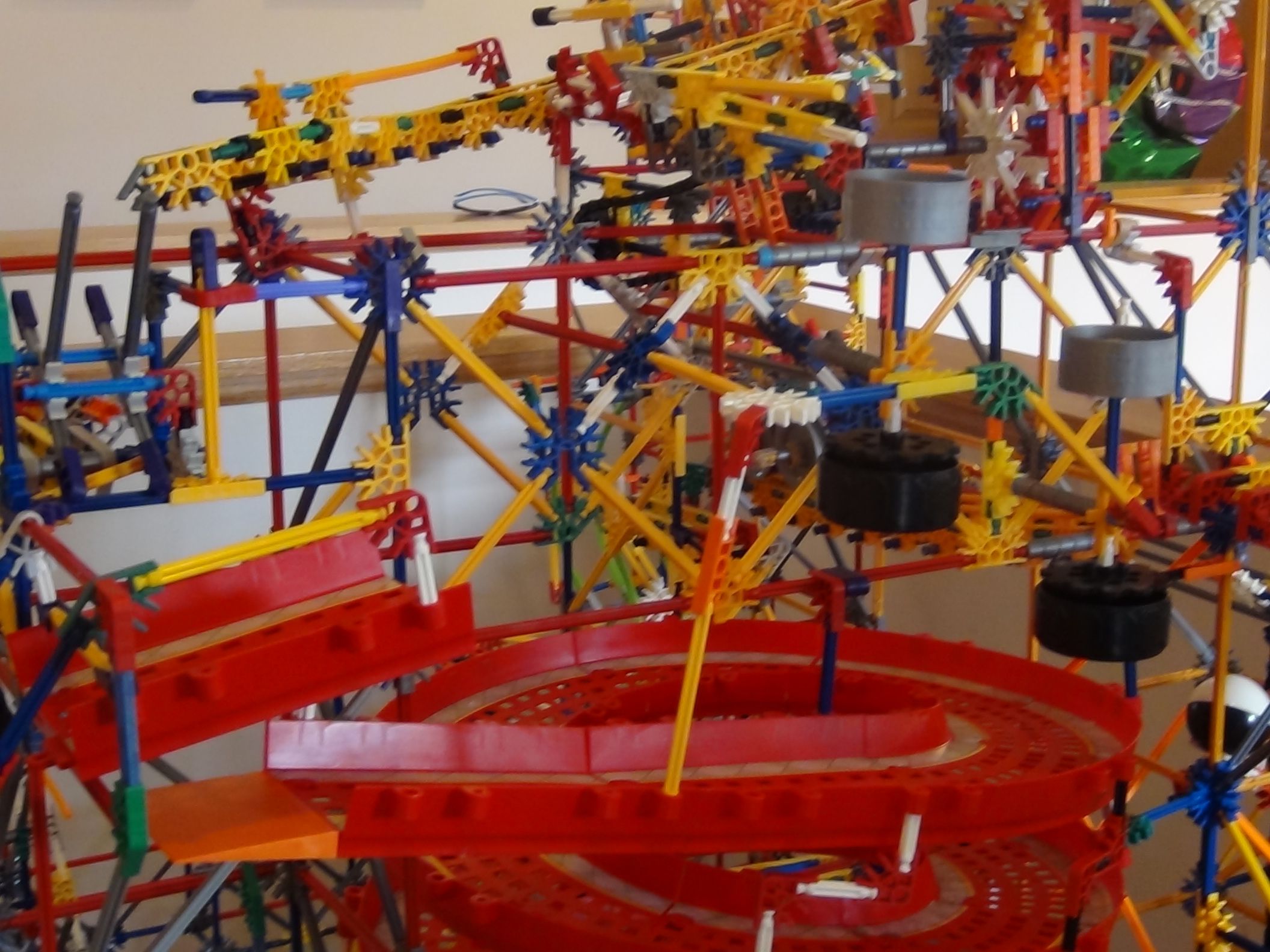 Excalibur Knex Ball Machine - Instructables