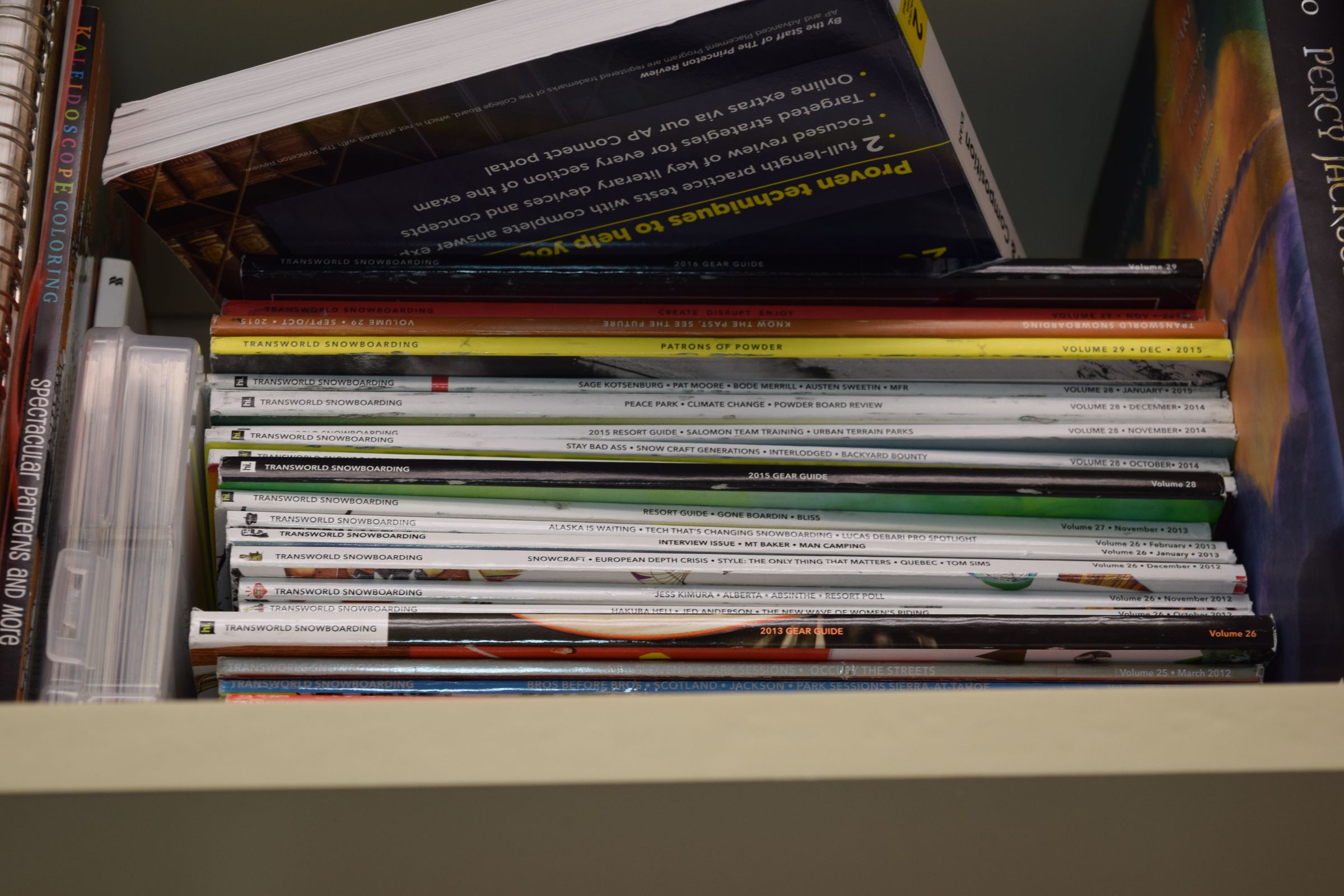 How to Take Advantage of Your Space and Stay Organized : 7 Steps (with ...