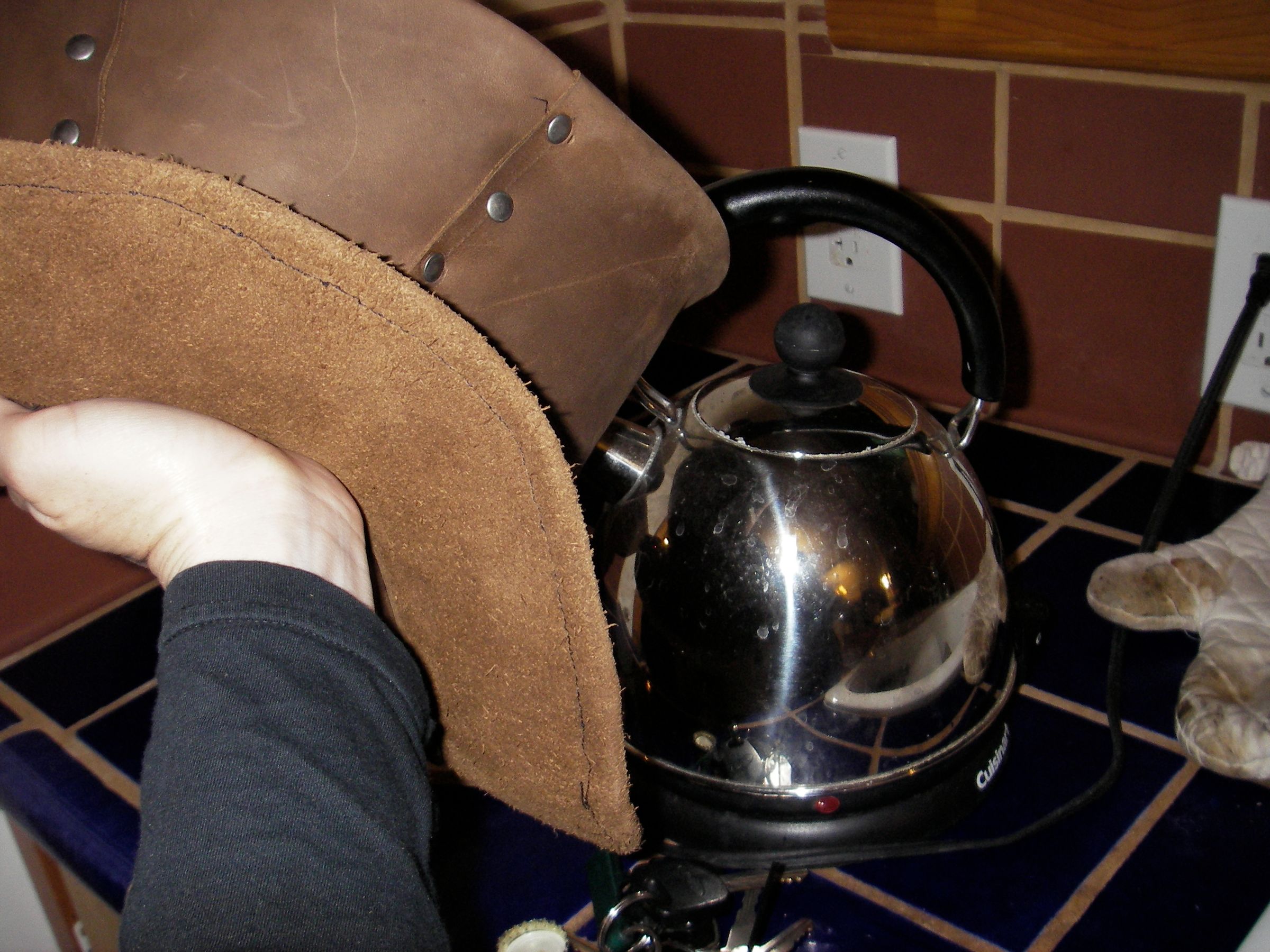 Leather Steampunk Top Hat : 12 Steps (with Pictures) - Instructables