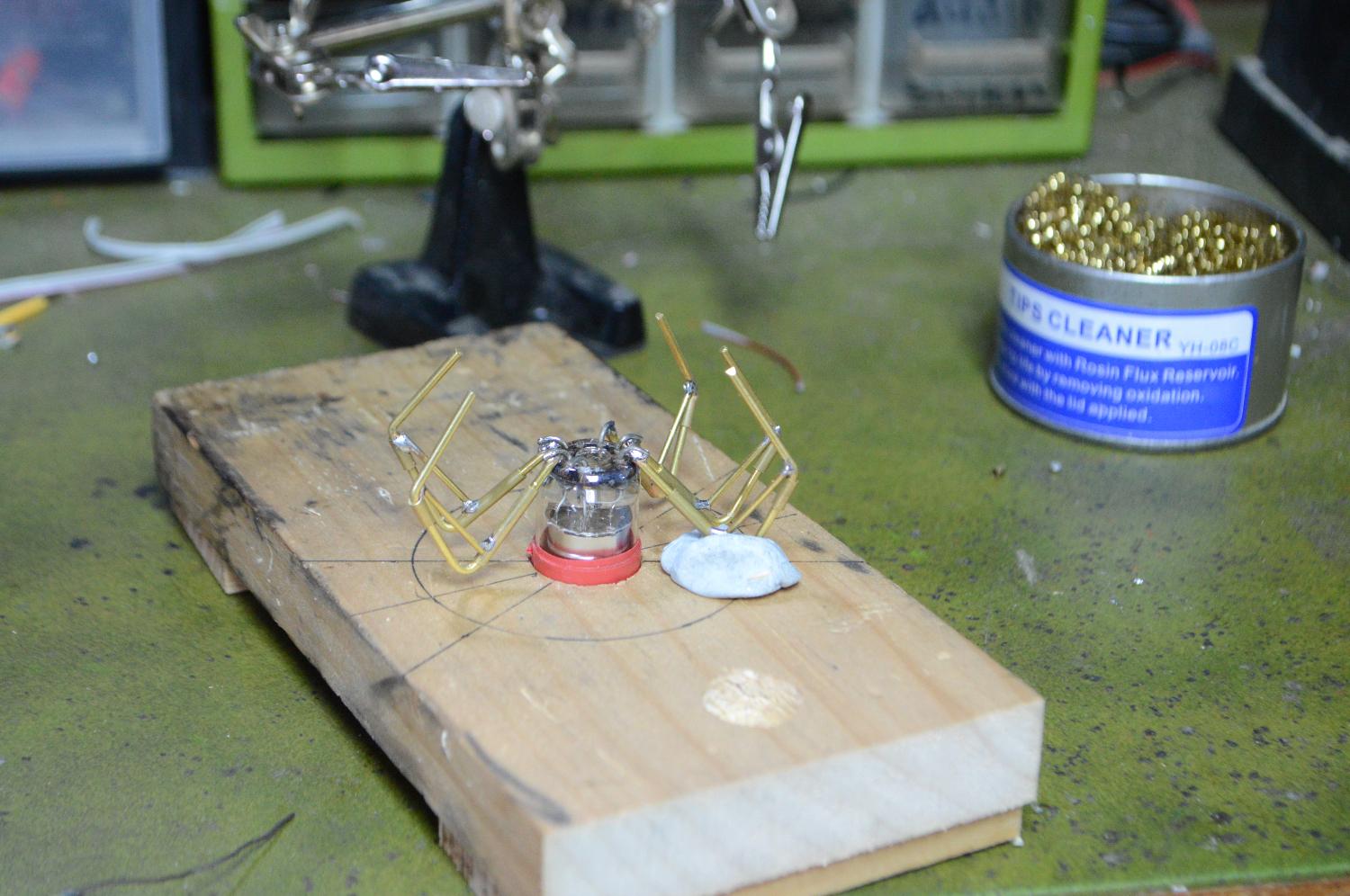 Make a Mechanical Bug From a Vacuum Tube : 8 Steps (with Pictures ...