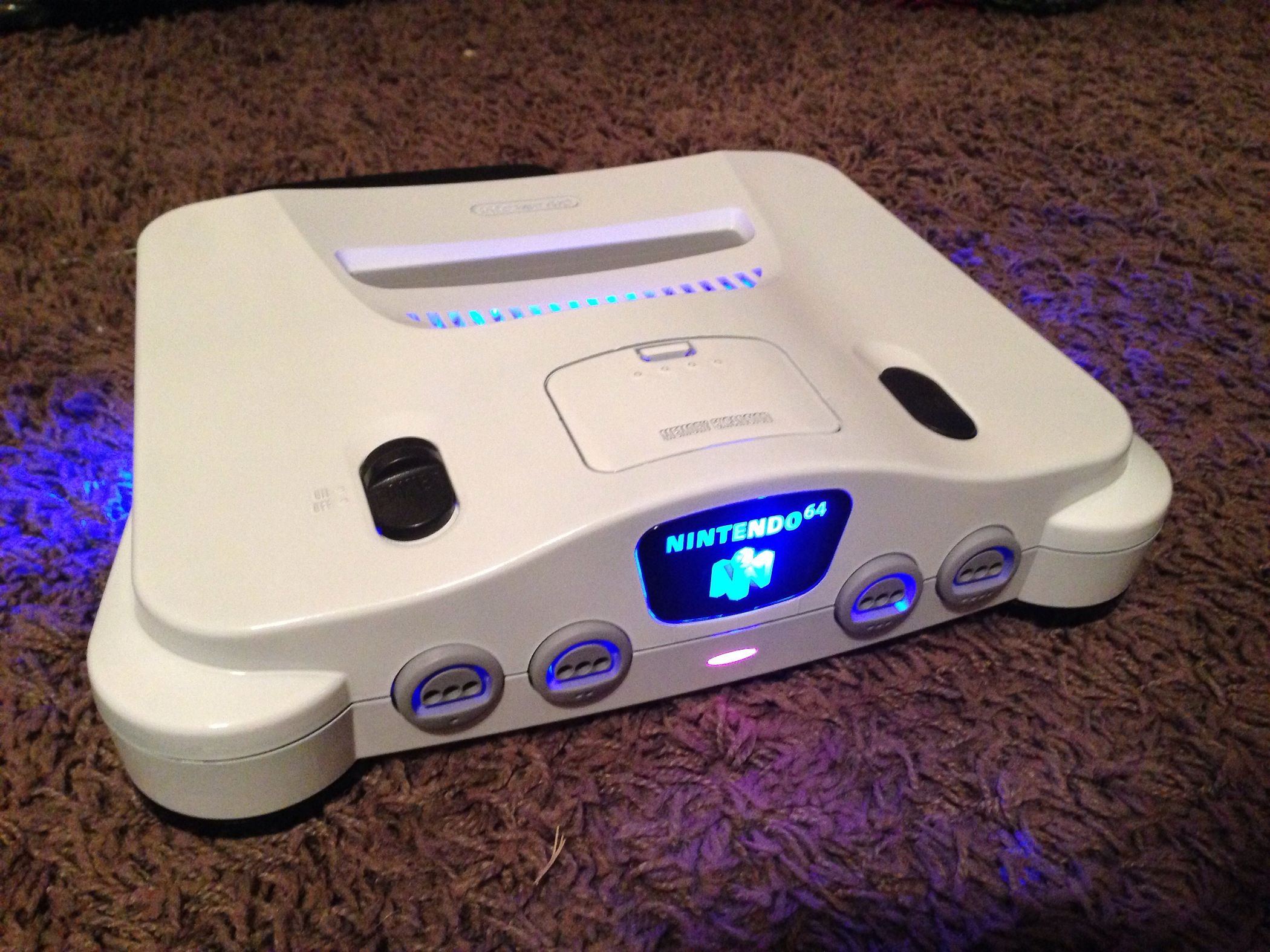 N64 LED 5v Power Source & Front Emblem Removal : 4 Steps - Instructables