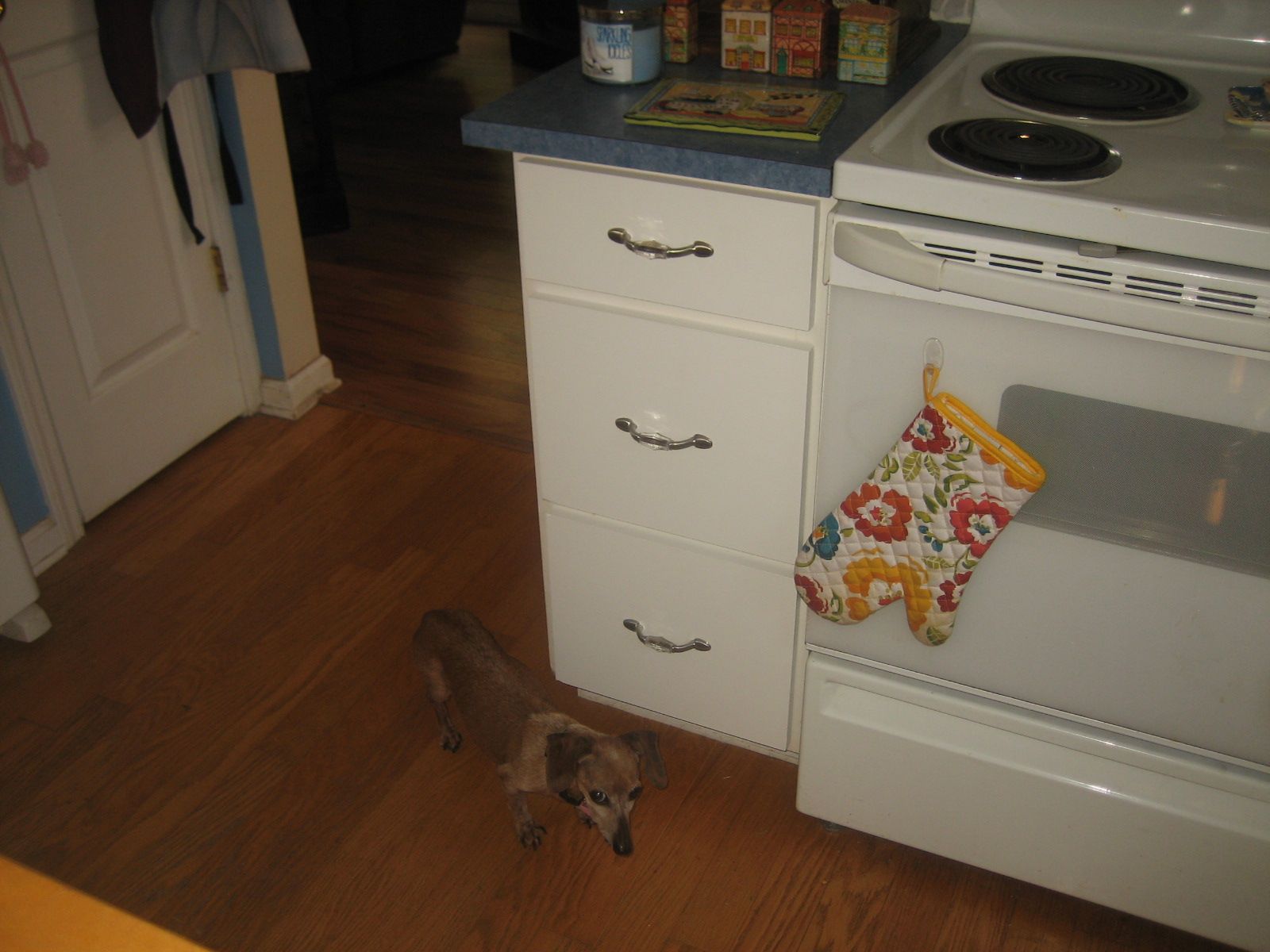 REPLACING DRAWER FACES : 5 Steps (with Pictures) - Instructables