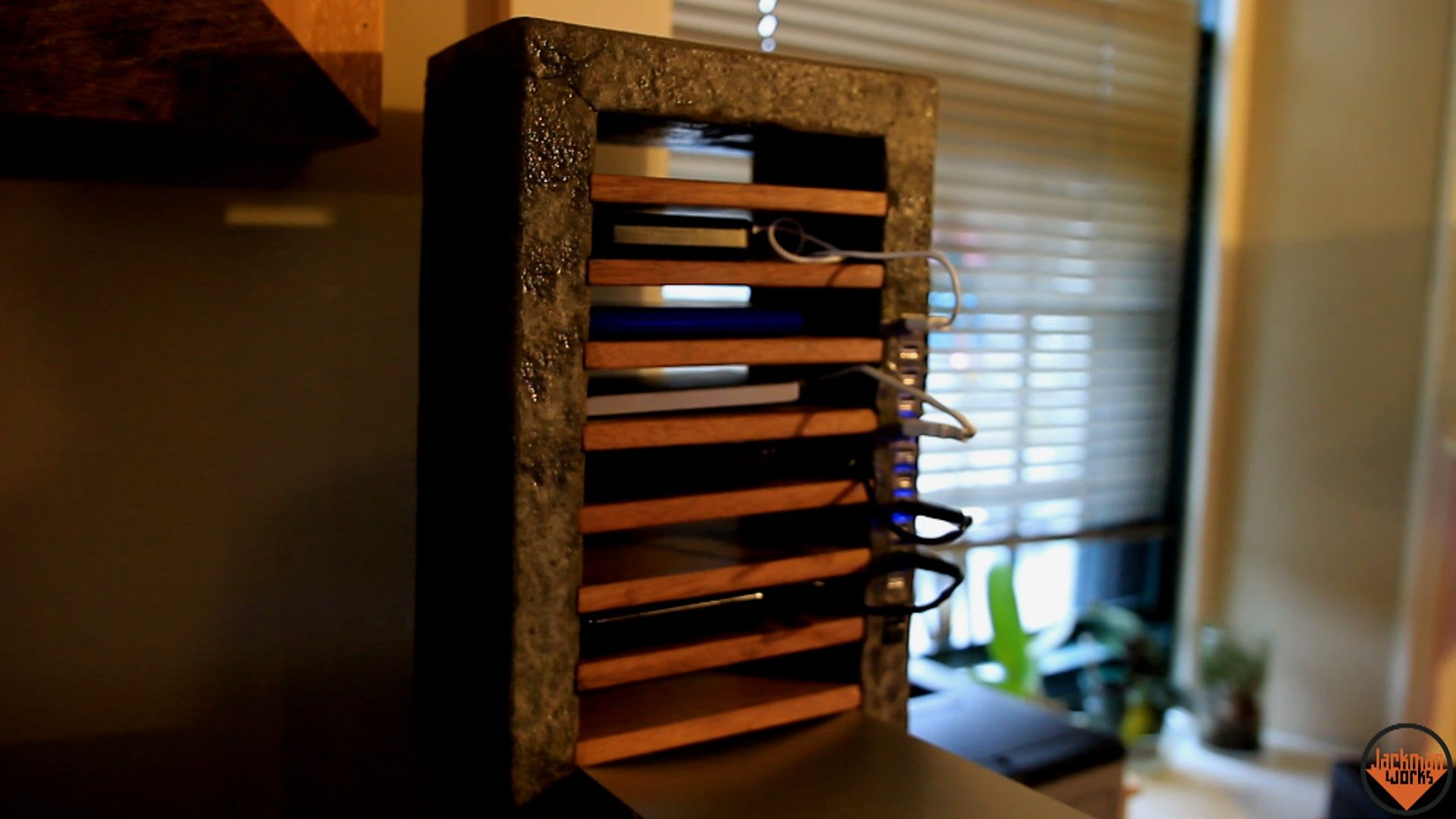 Cement USB Hub & Shelves : 10 Steps (with Pictures) - Instructables