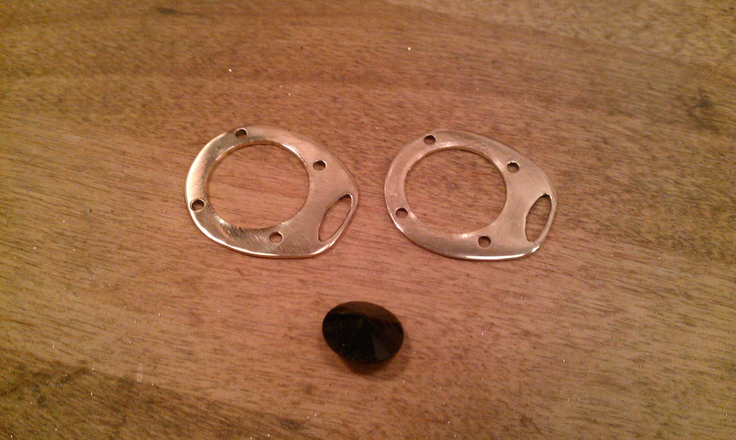 Simple Riveted Stone-trapping Ring : 6 Steps (with Pictures ...