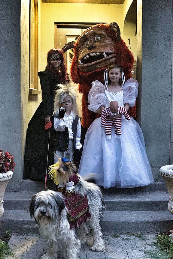 Labyrinth Family Costume : 5 Steps - Instructables