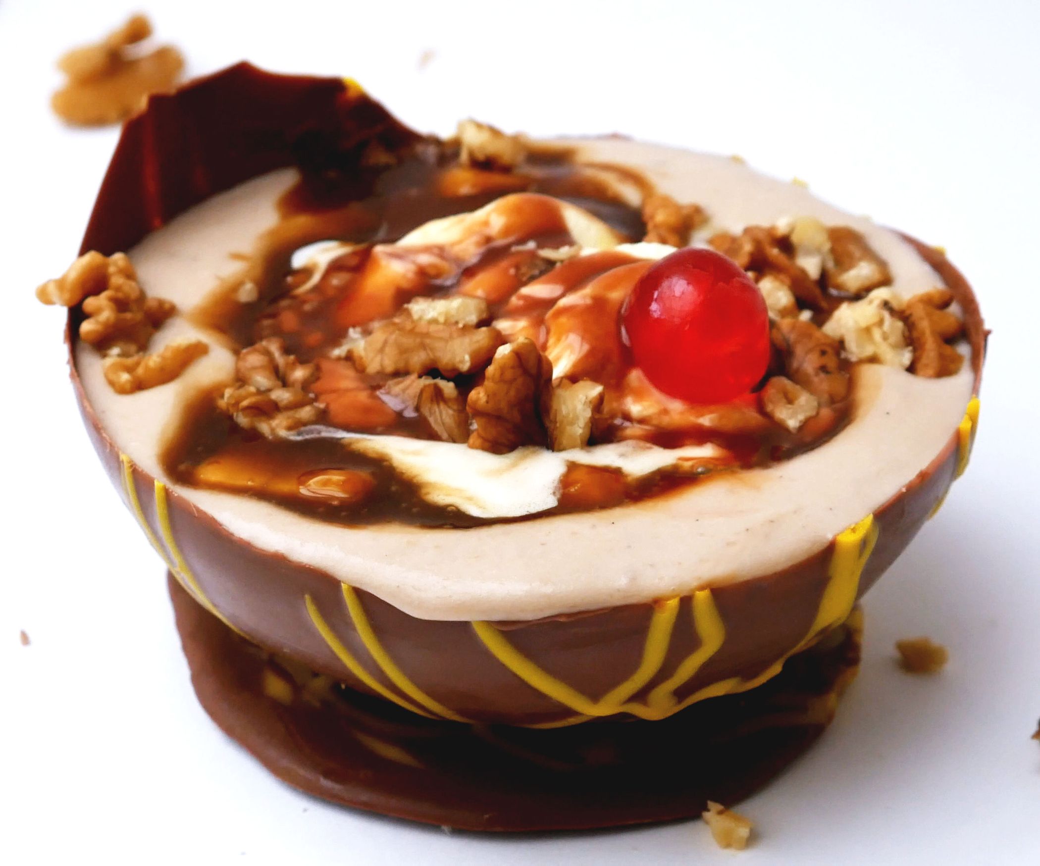 BANOFFEE BANANA SPLIT PUDDING IN CHOCOLATE BALLOON BOWLS : 5 Steps ...