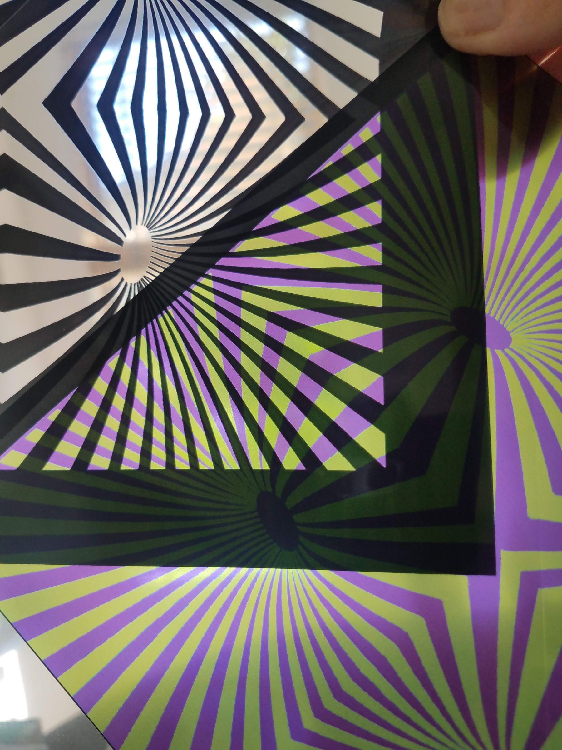 Psychedelic 70s Motion Lamp : 8 Steps (with Pictures) - Instructables