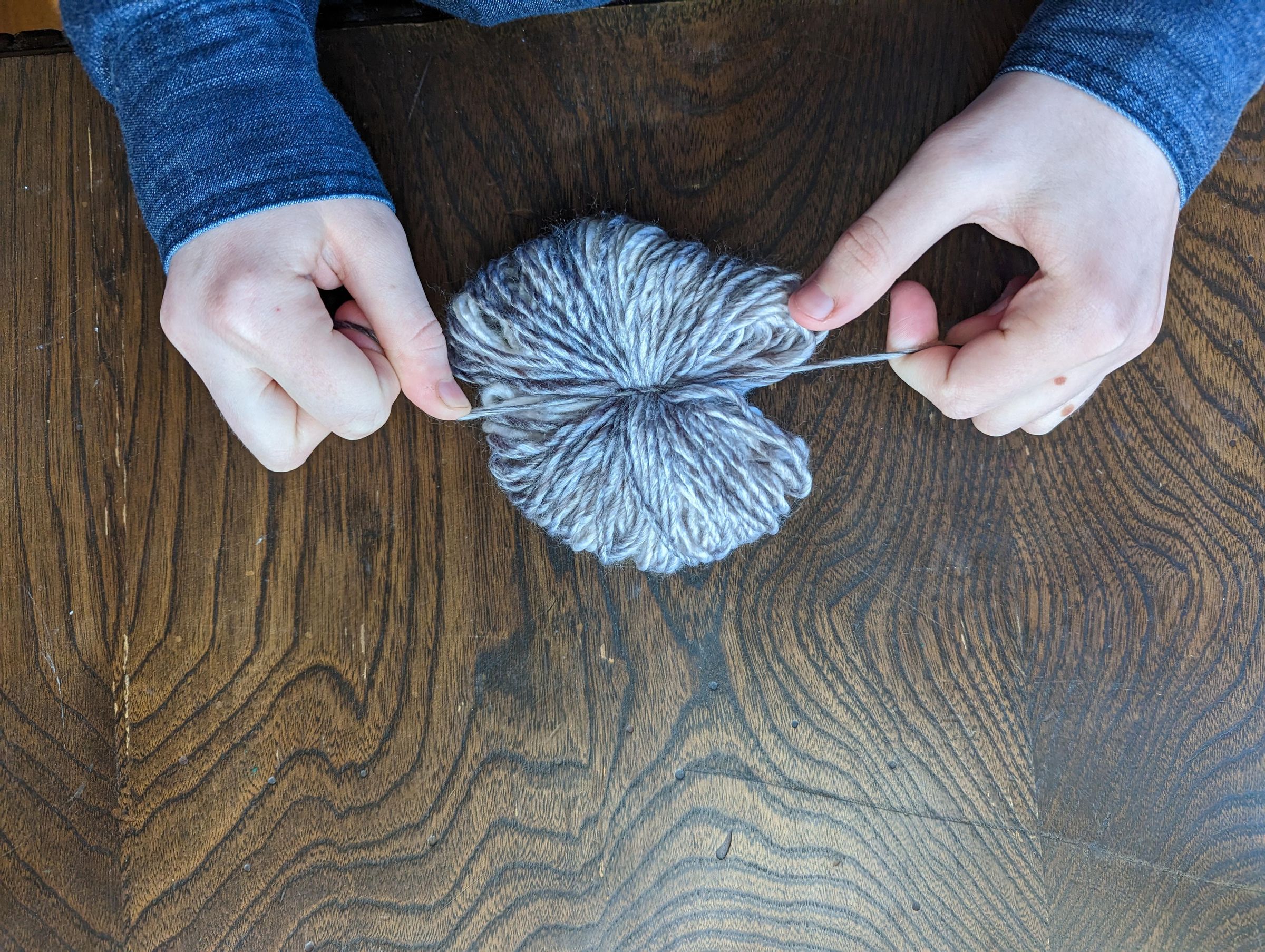 Pom-Pom Cloud Wall Décor : 8 Steps (with Pictures) - Instructables