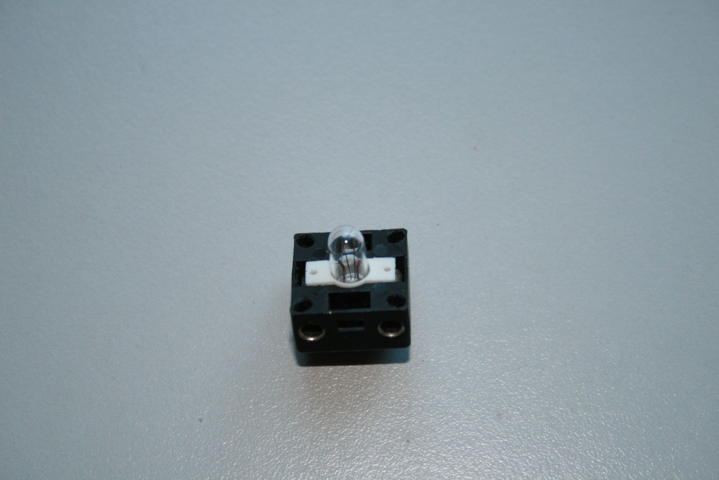 Replace Fischertechnik Lamps by LED : 3 Steps - Instructables