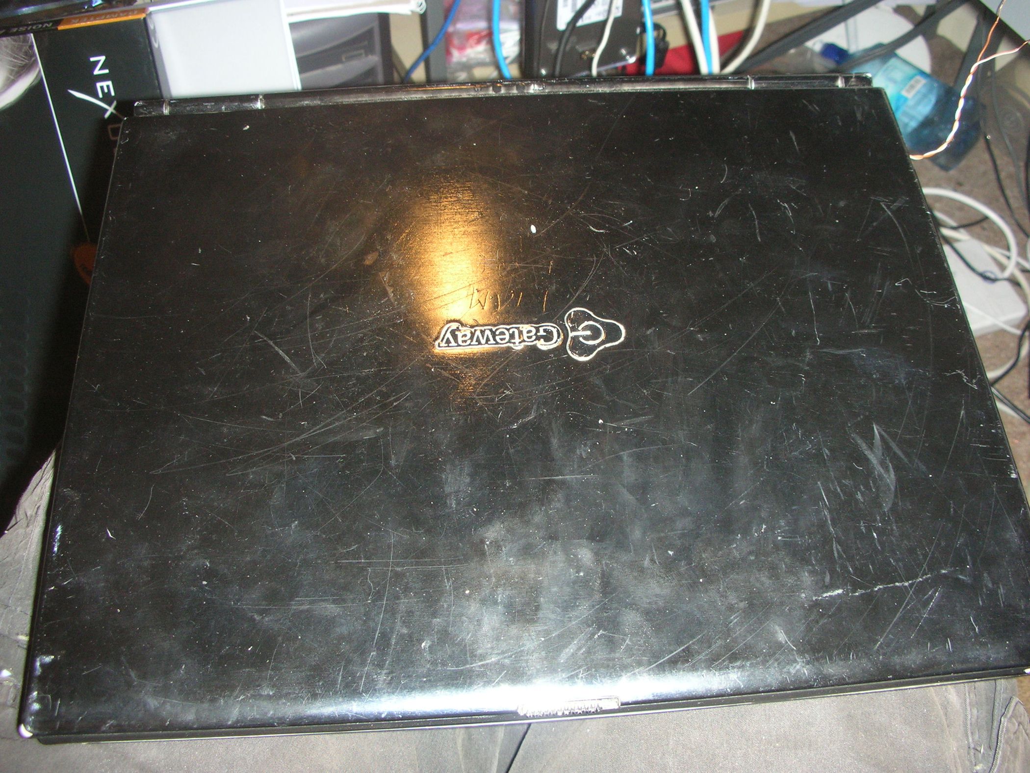 How to Fix a Laptop Power Connector : 7 Steps - Instructables