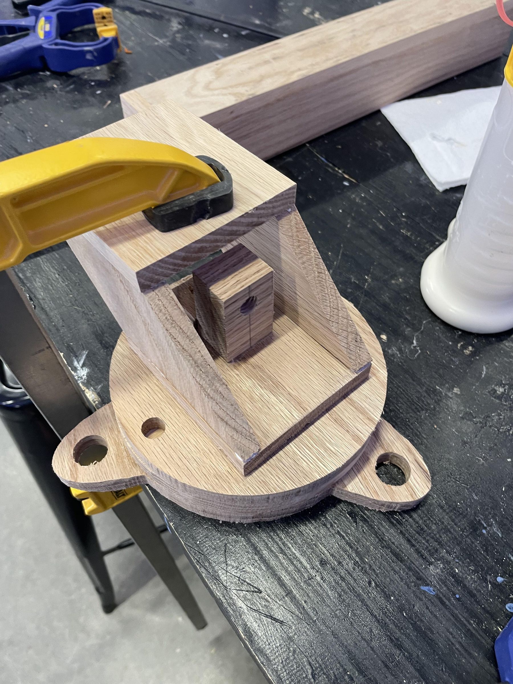 Wooden Bench Vise : 5 Steps (with Pictures) - Instructables