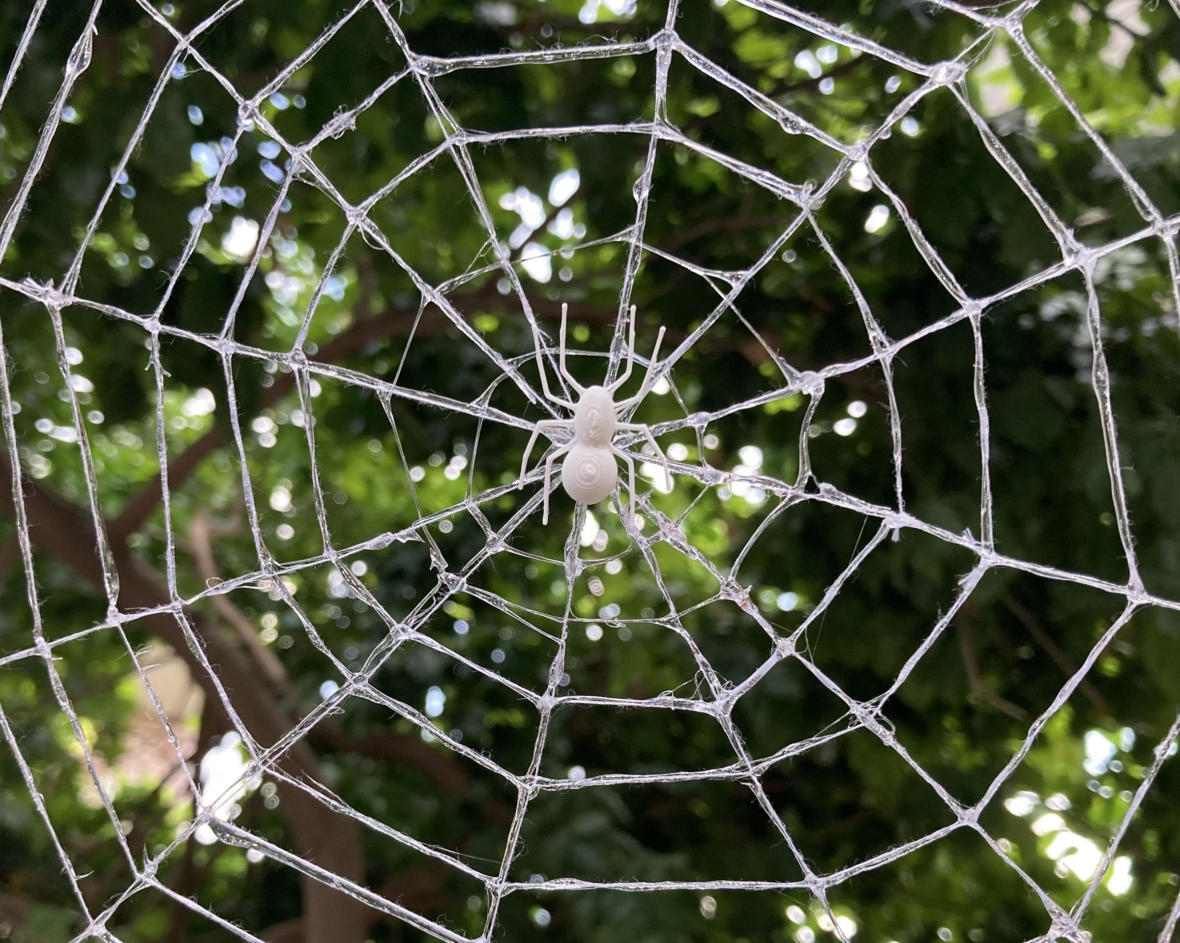 Hot Glue Spider Web : 5 Steps (with Pictures) - Instructables