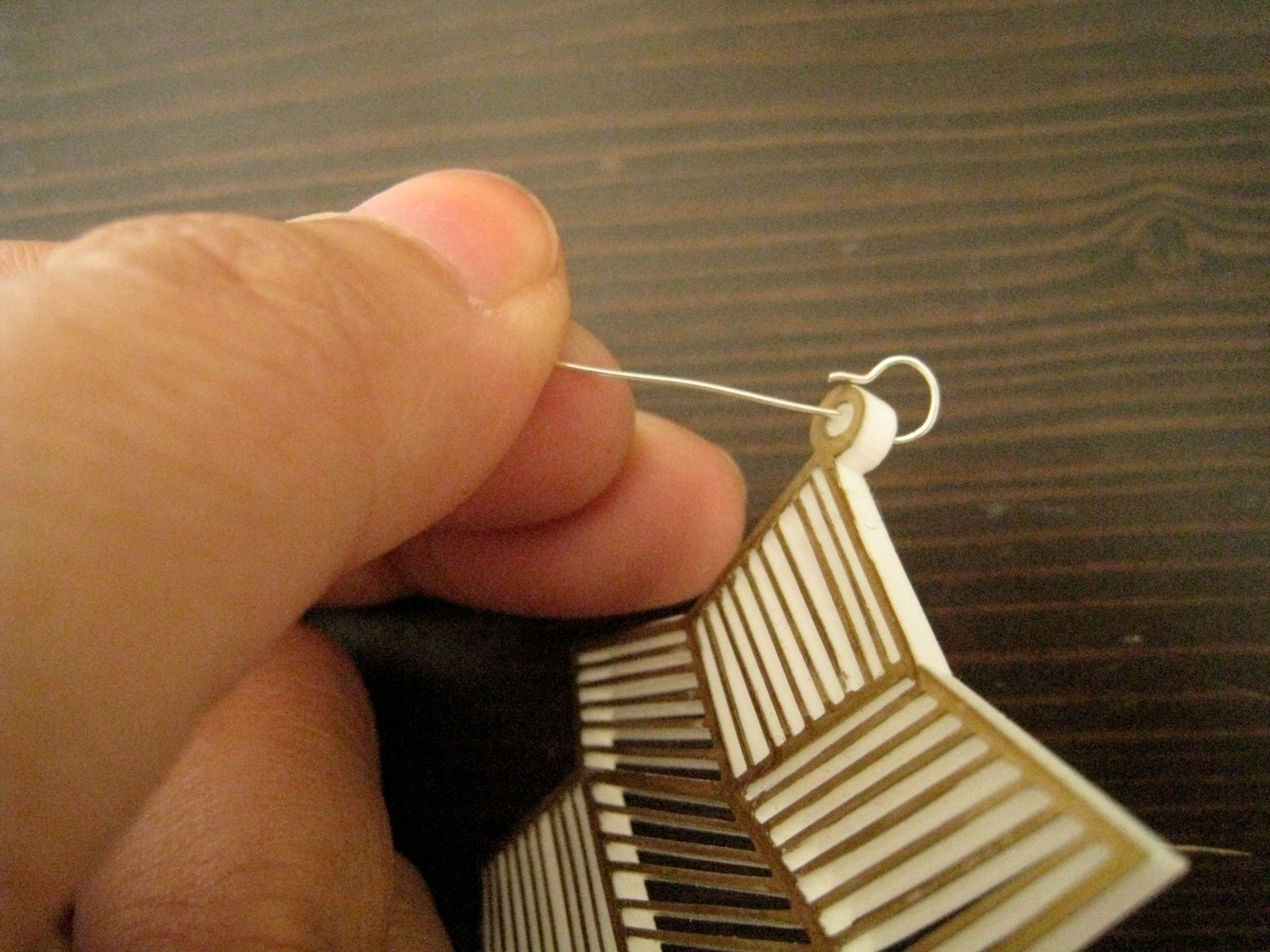 How to Make Earrings With Pre-made Pendants : 6 Steps - Instructables