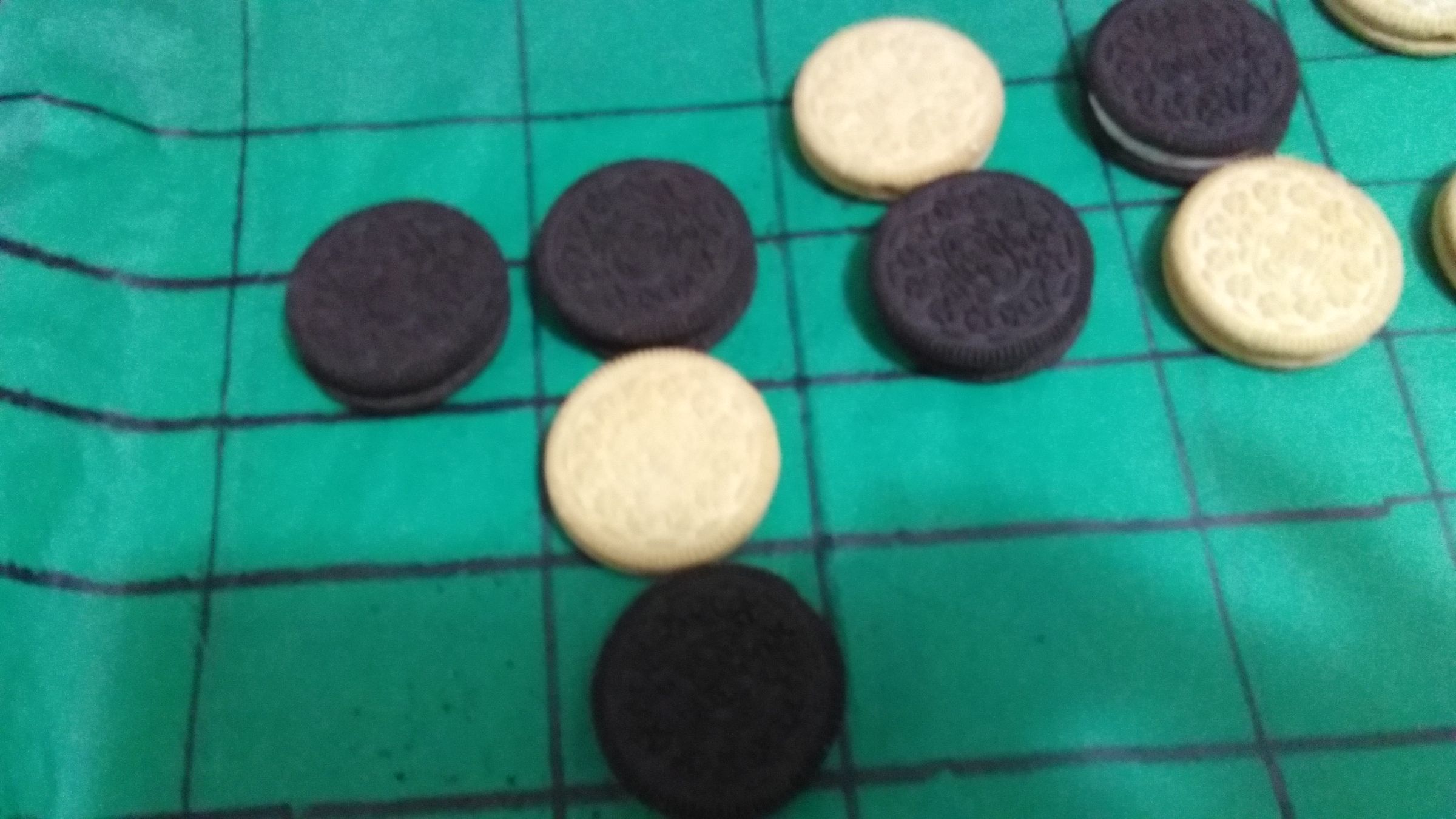 Othello Board Game: Oreo Version : 3 Steps - Instructables