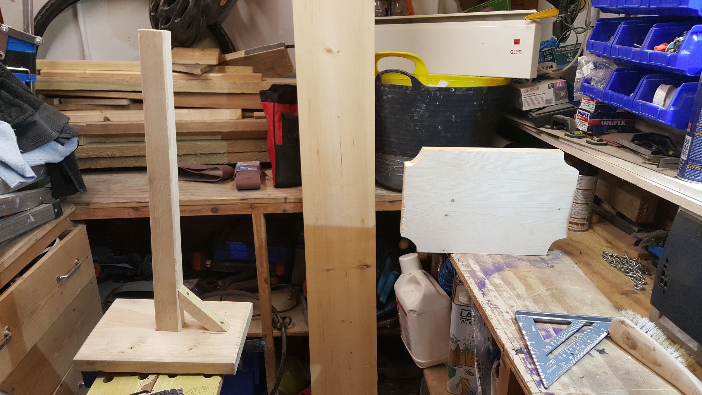 Hand Carved Hanging Bar Sign : 5 Steps (with Pictures) - Instructables