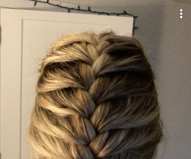 COMM101 How to French Braid Hair : 4 Steps - Instructables