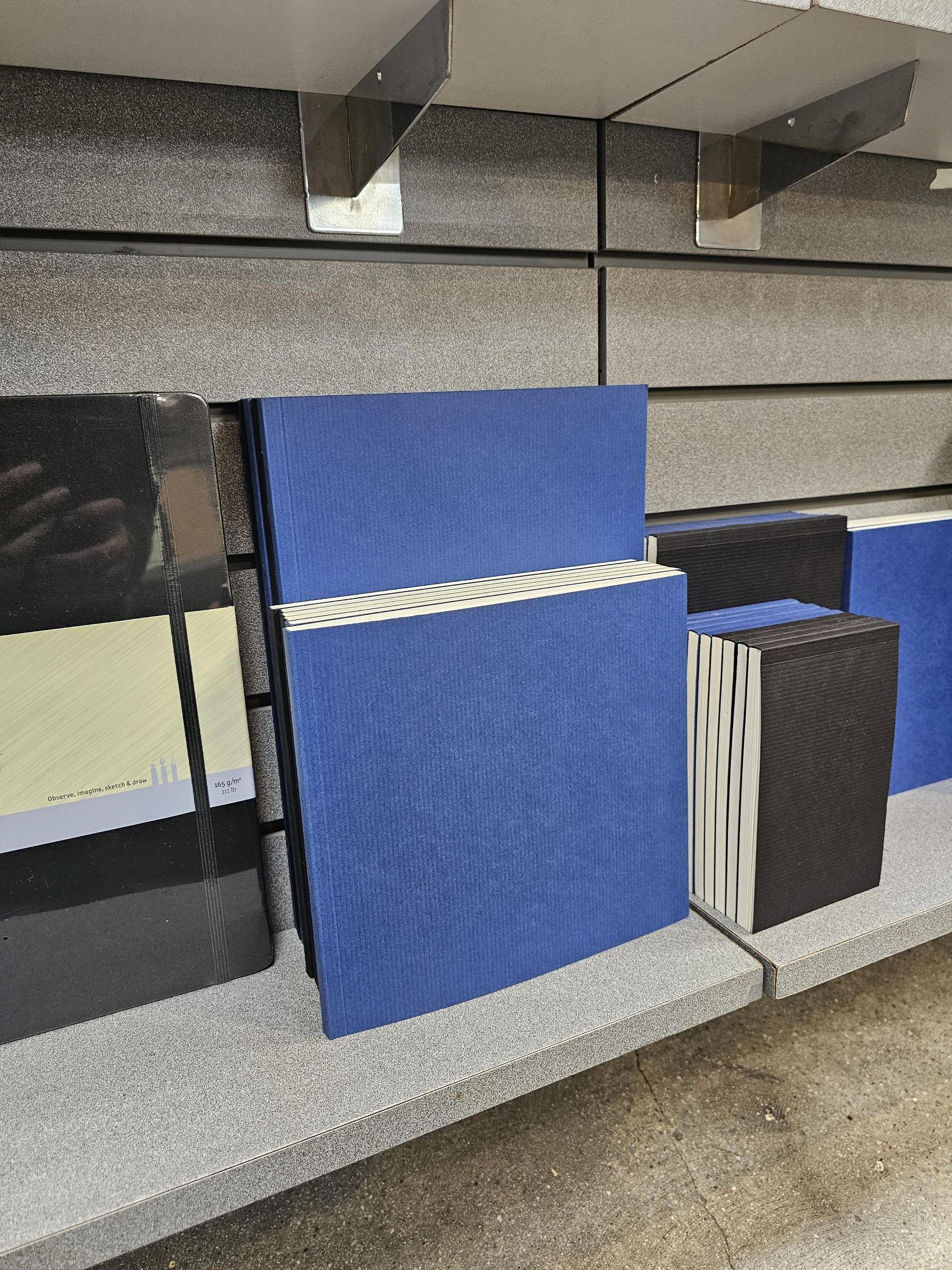Slide in Slide Out Bookshelf Light : 5 Steps (with Pictures ...