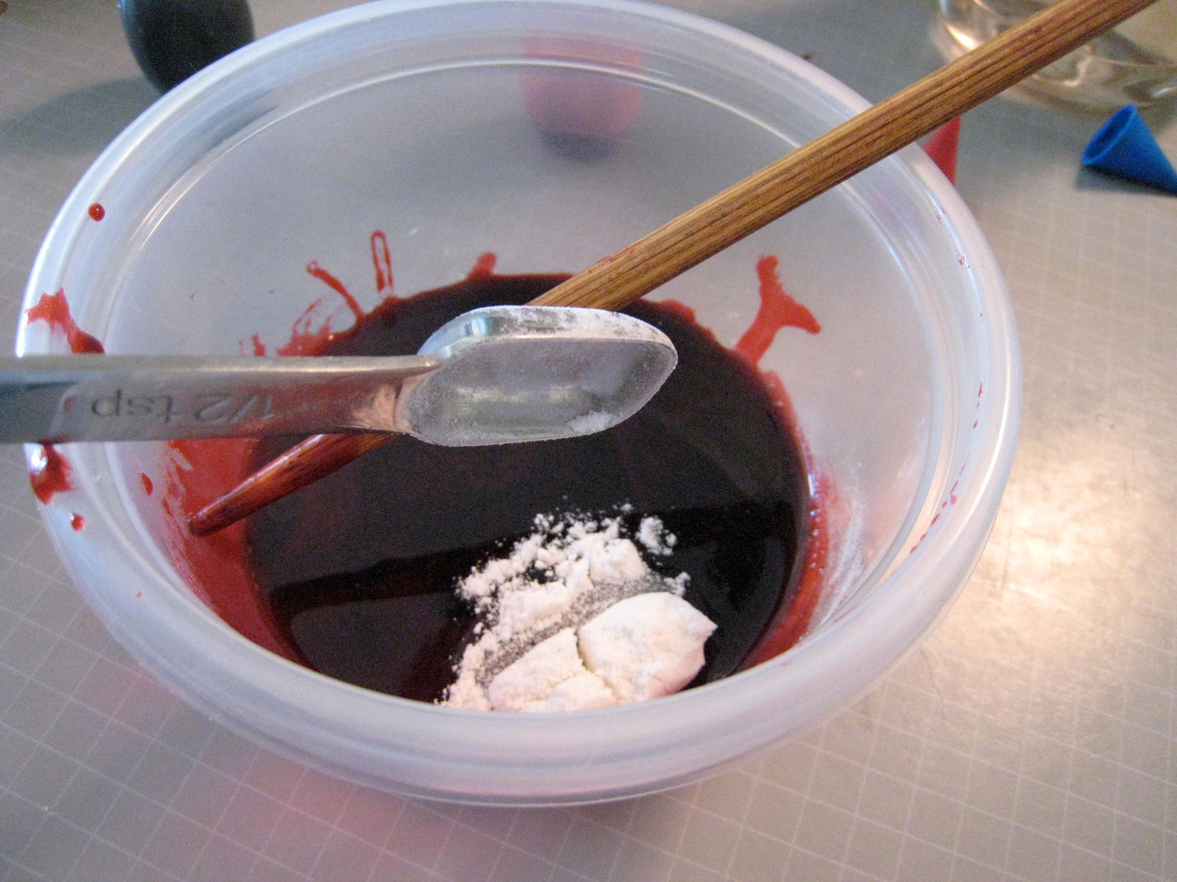 No-Cook Edible Fake Blood for Mouth Wounds, Etc. : 5 Steps - Instructables