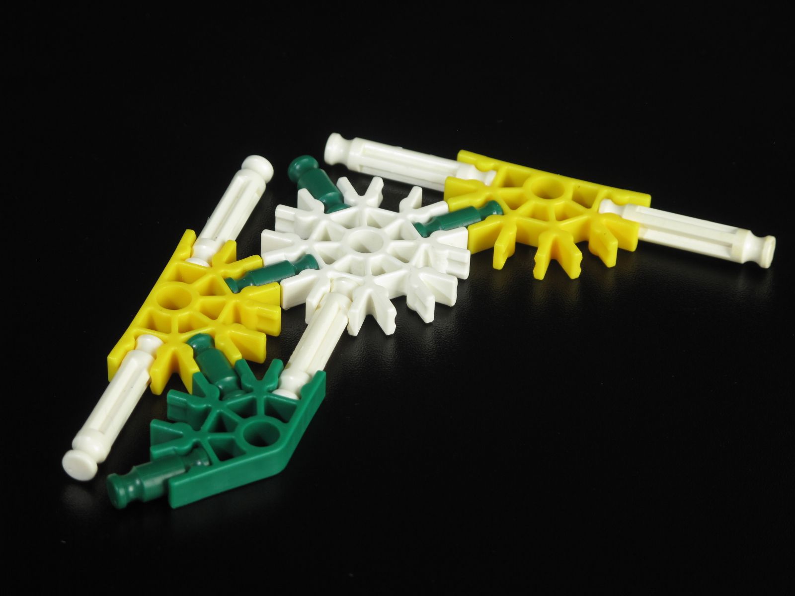 Knex Inverted Helix Lift V2 : 12 Steps - Instructables