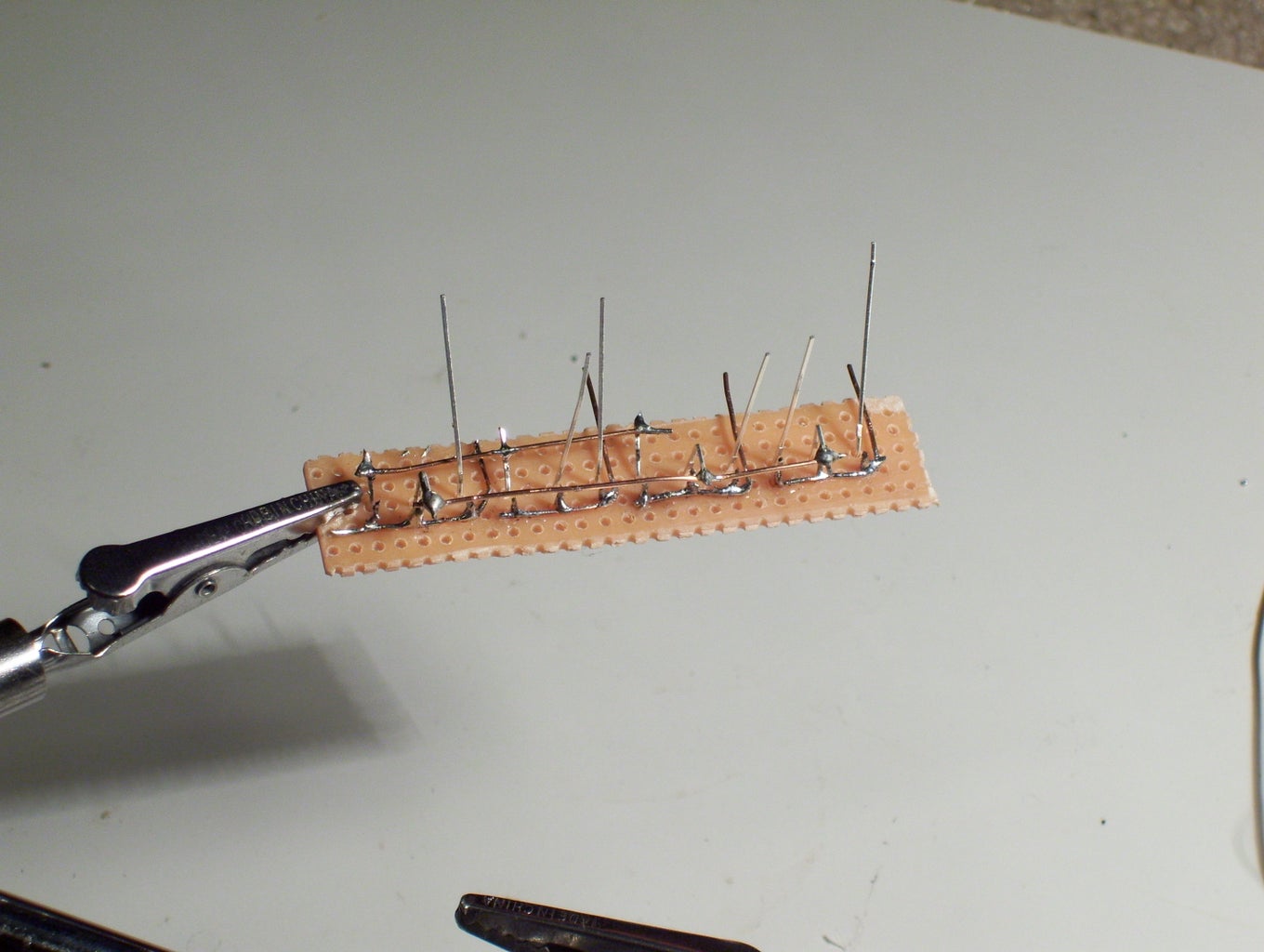 Charlieplexed Row Of Led Lights For The Arduino 9 Steps With Pictures Instructables