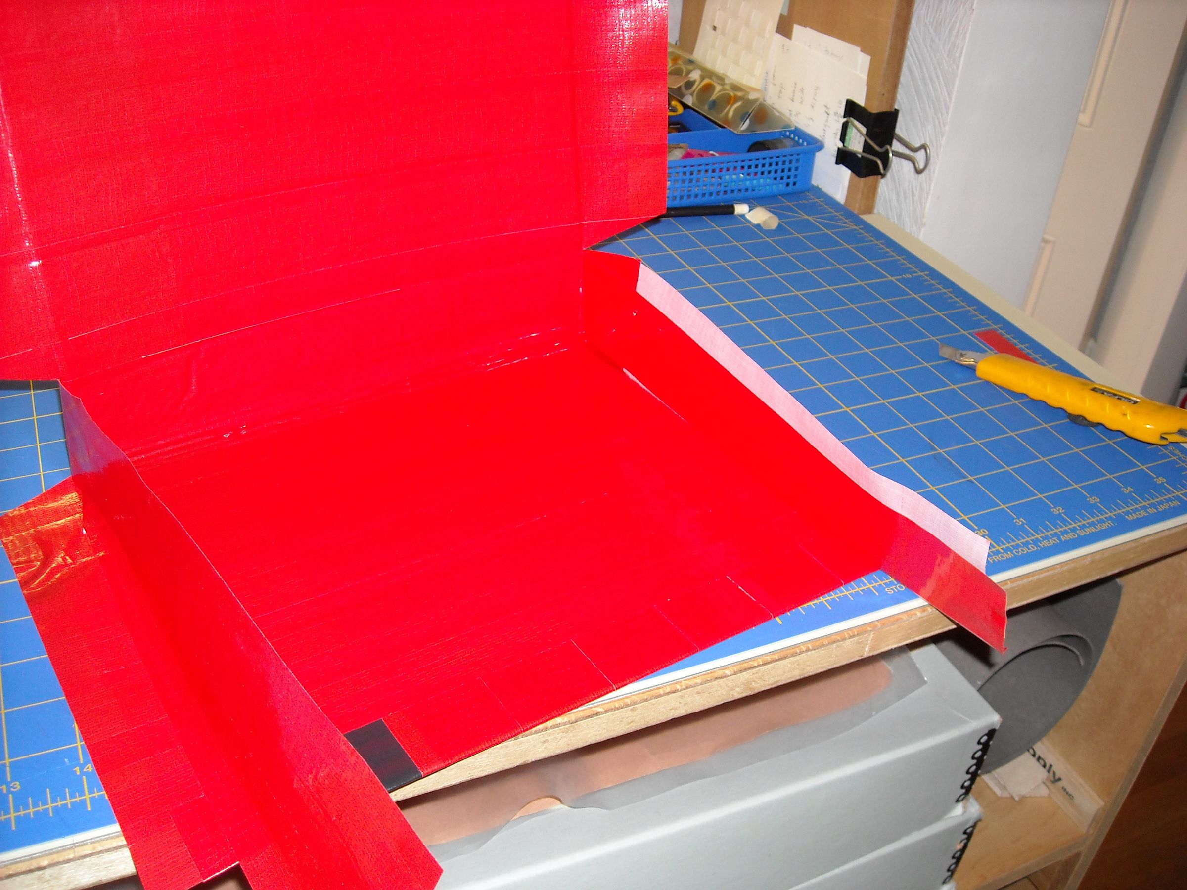 Cushioned Duct Tape Laptop Sleeve : 8 Steps (with Pictures) - Instructables