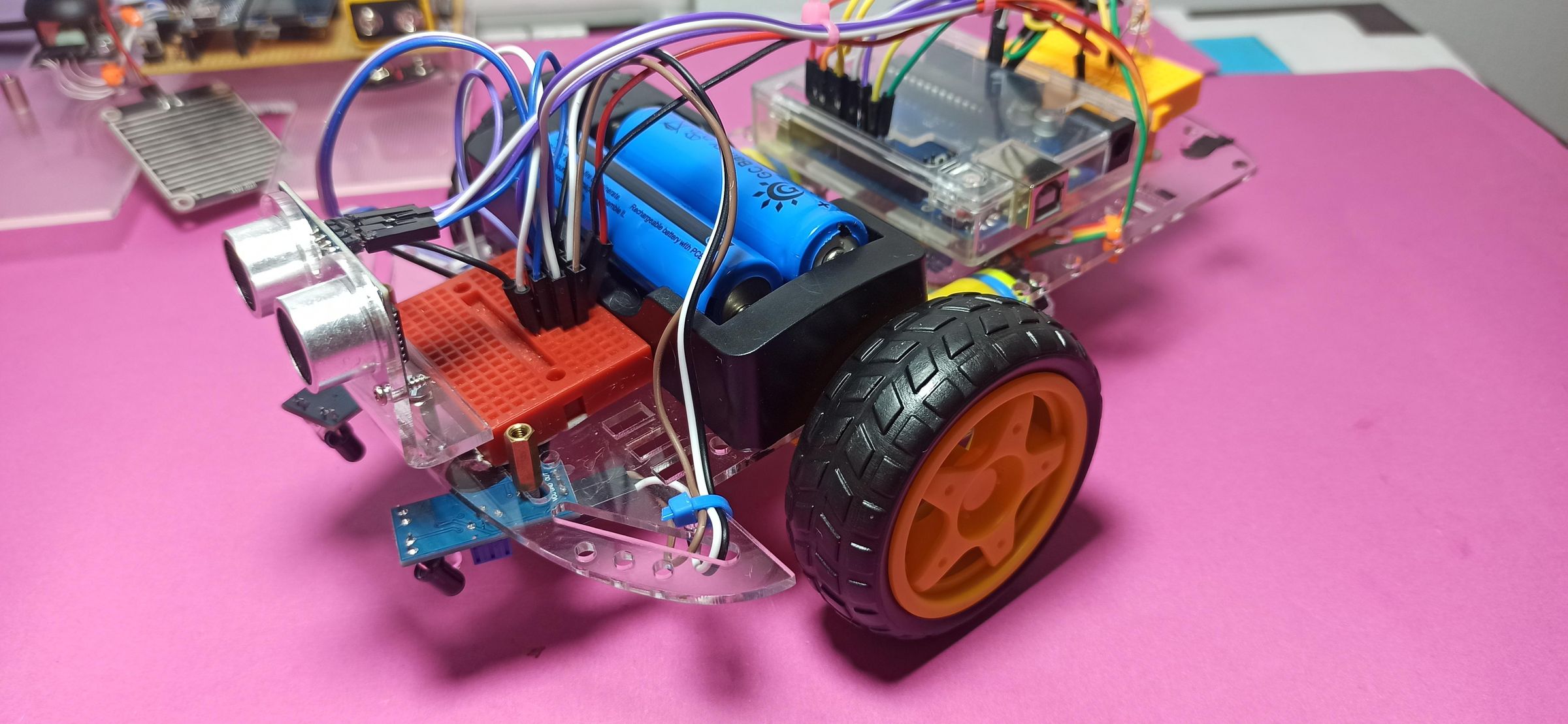 How to Make a Robot That Avoids Obstacles and Line Follower : 4 Steps ...
