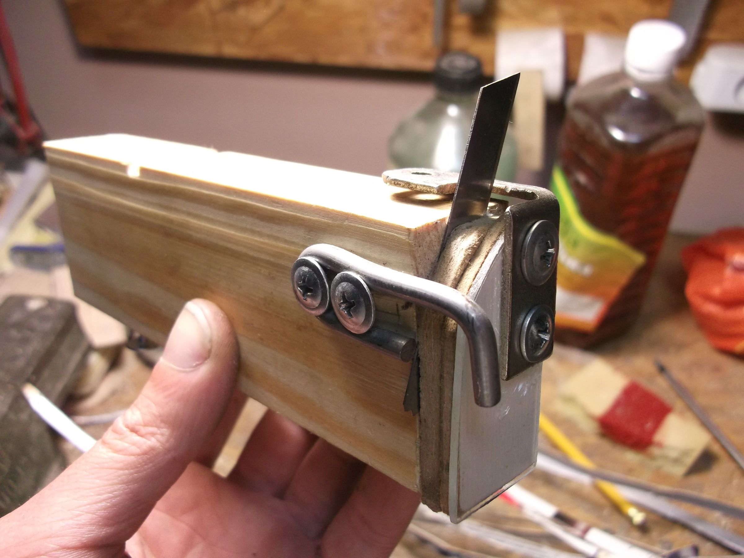 Making/Fixing Tool Grips With Plastic Bottle String : 8 Steps (with ...