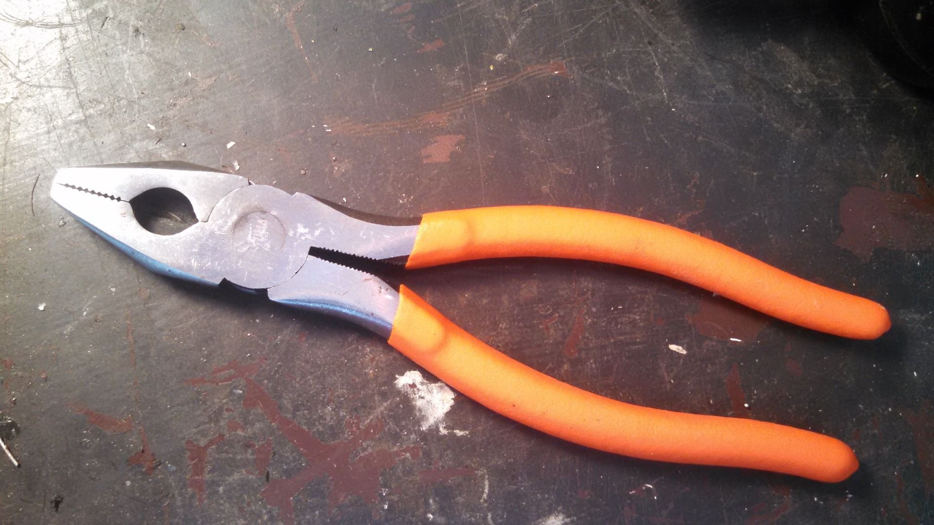 Weller D-550 Tip Exchange : 4 Steps - Instructables